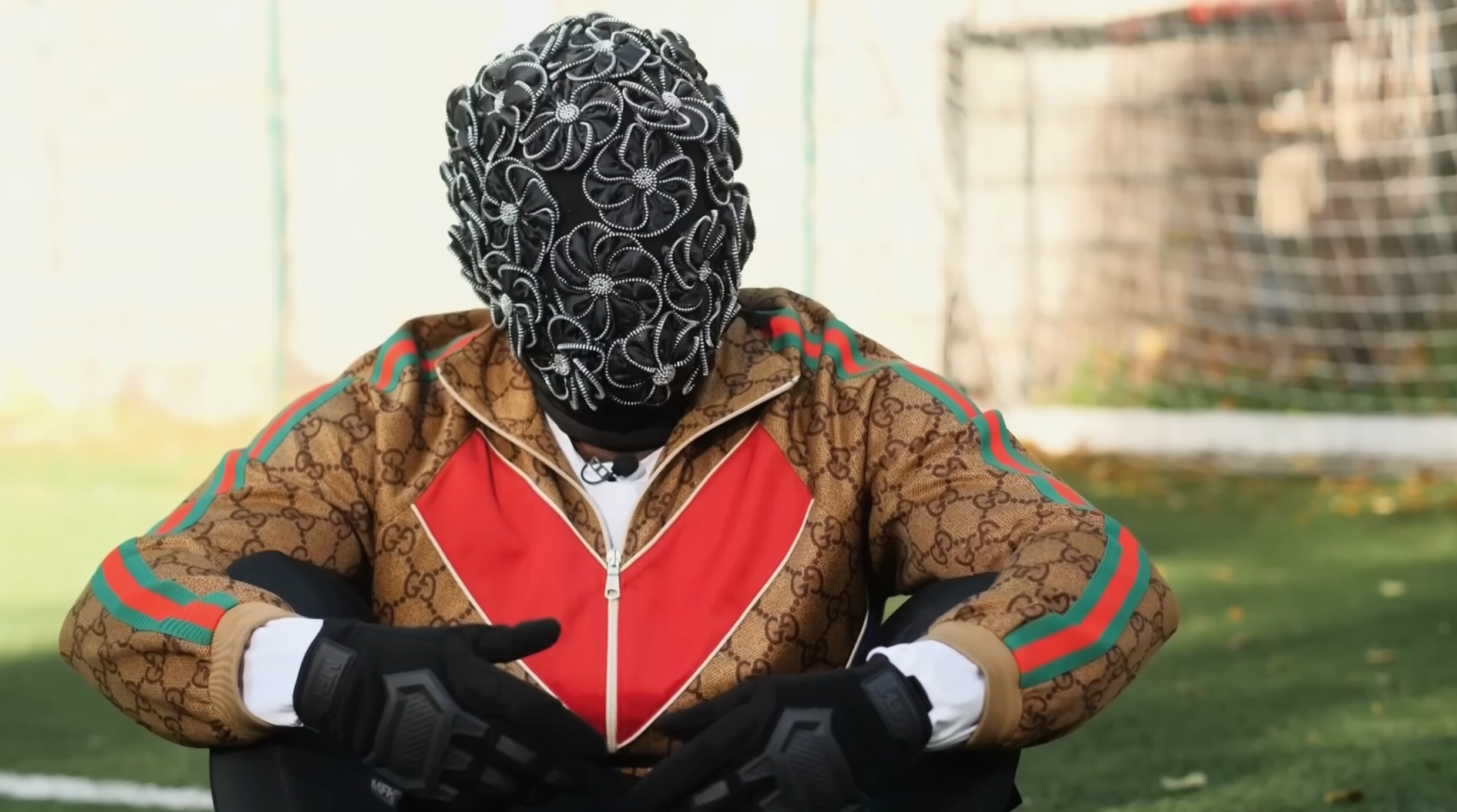 ‘The Masked Singer’ in het echt: wie is de gemaskerde rapper Dide, die ...