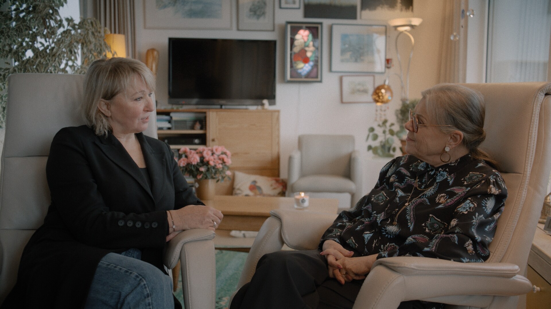 Vanavond op tv: Sarah Vandeursen in het land van de wokies, de Red ...