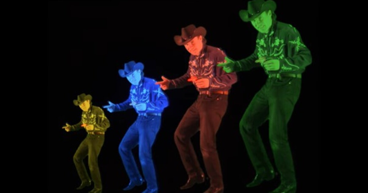 ‘Met dank aan een dronken Dumbo’: bekijk als eerste de nieuwe clip van ...