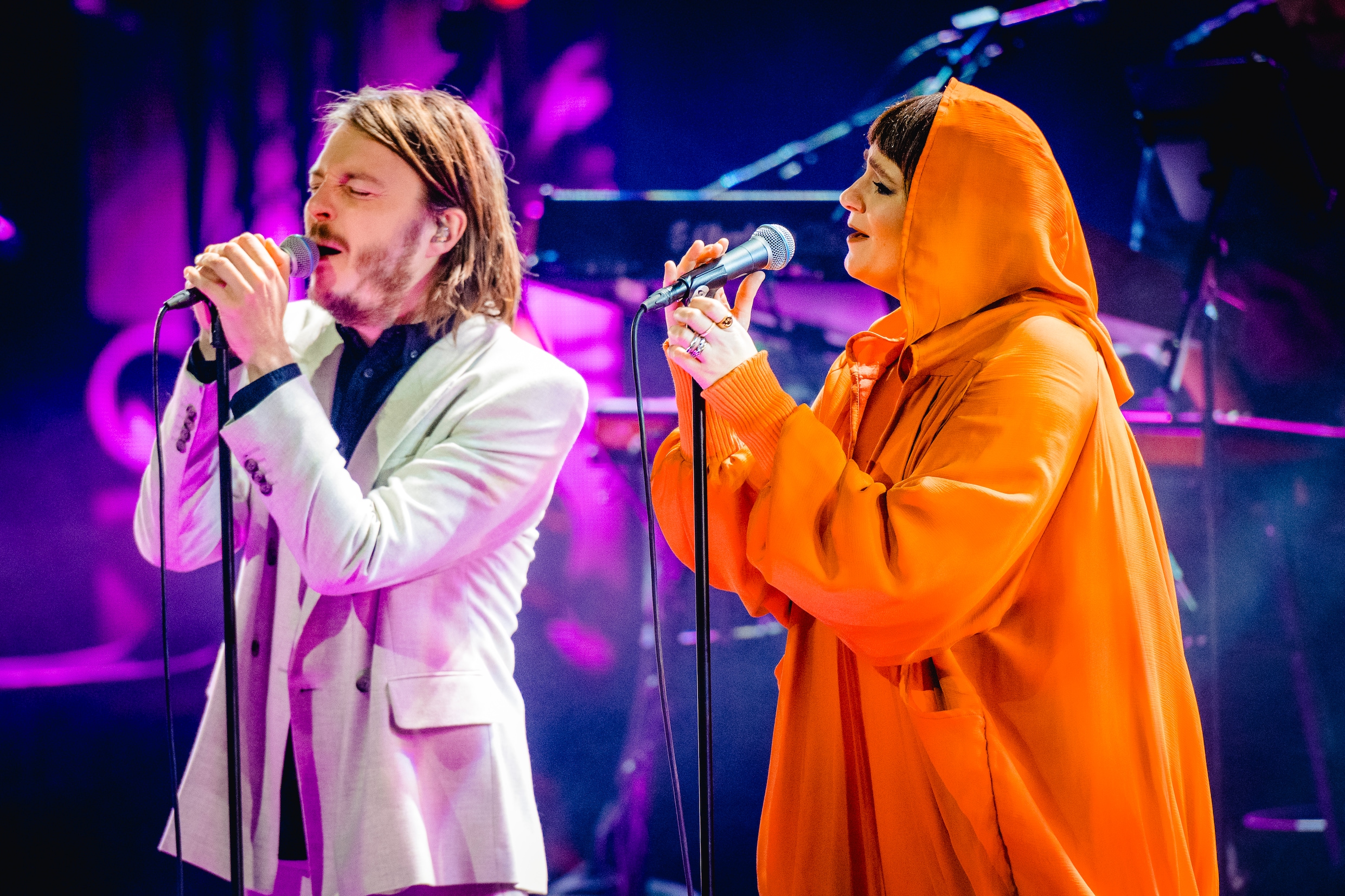 Recensie ‘Ik vraag het aan’ met Niels Destadsbader: gejat en te veel ...