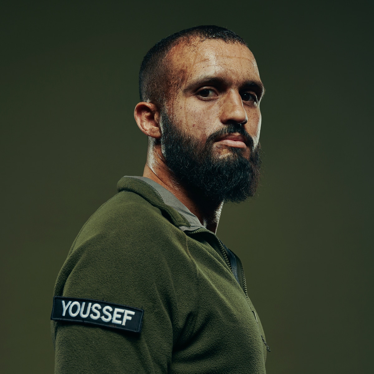 Na berichten naar 14-jarige waarin hij naar seks hengelde: ‘Kamp Waes’-deelnemer Youssef ...