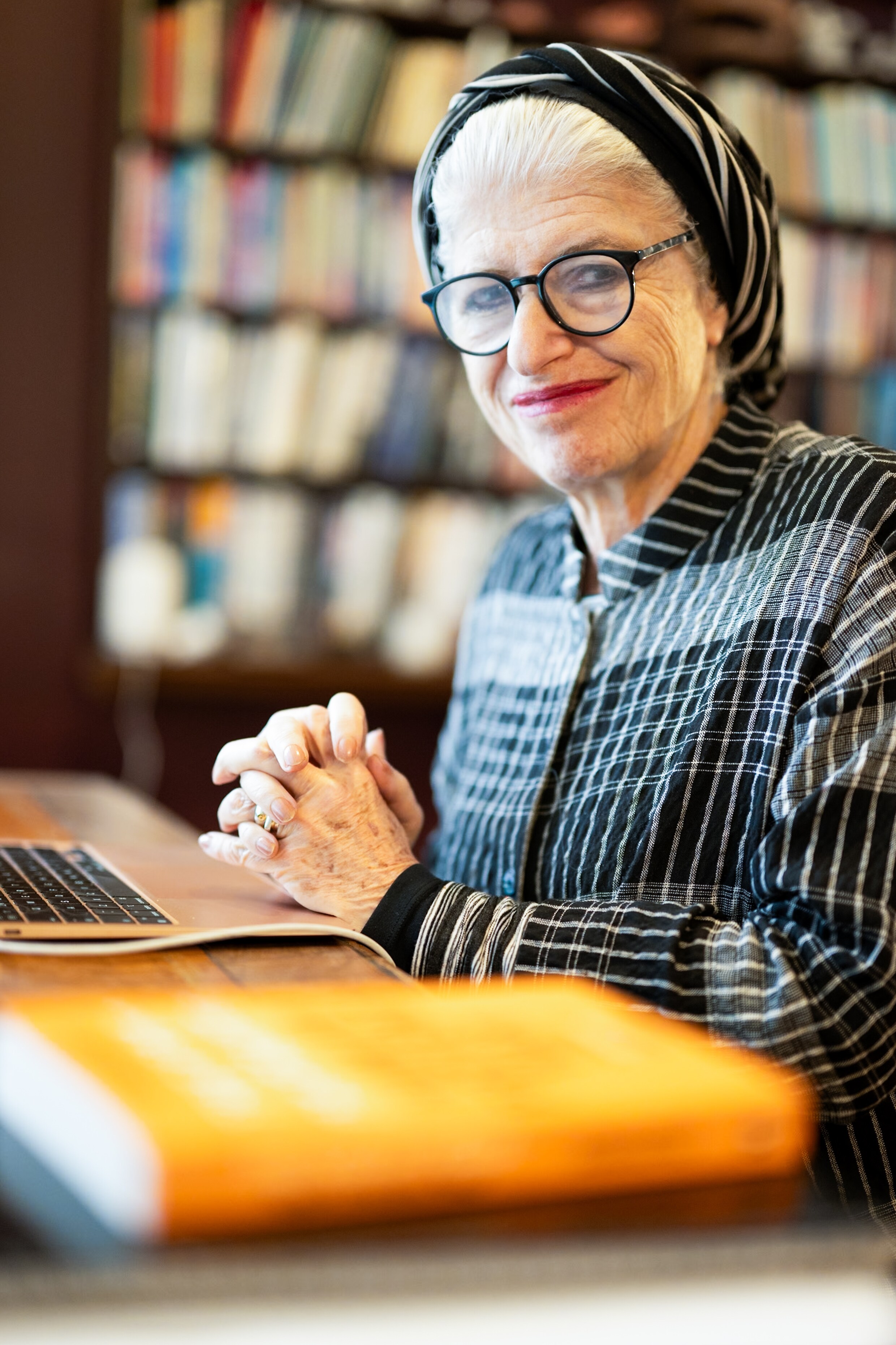 ‘Het is alsof we richting derde wereldoorlog slaapwandelen’: Gabrielle ...