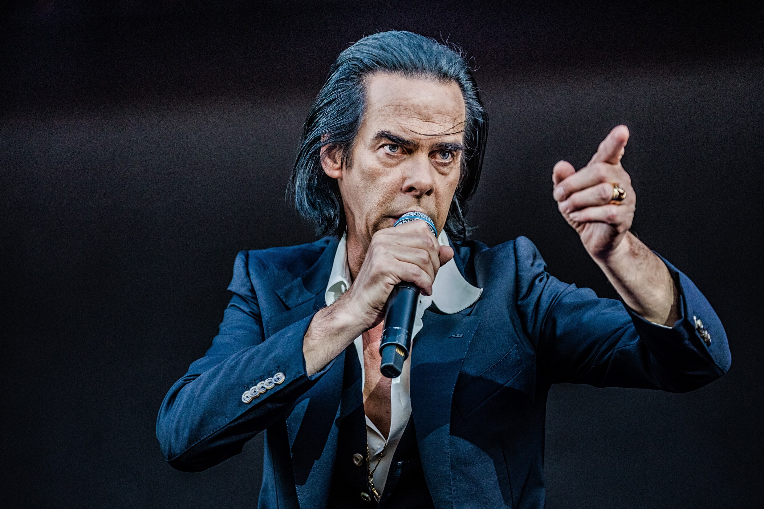 Nick Cave: ‘De liefde van mijn moeder kon niet voorkomen dat ik viel ...