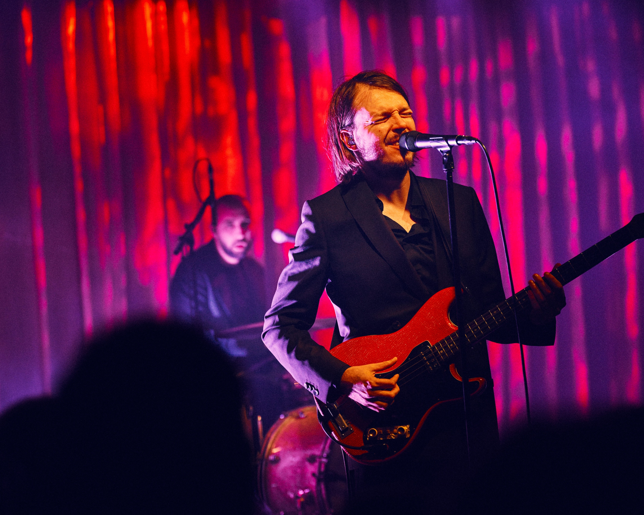 Simon Casier laat met Zimmerman in zijn hart kijken in uitverkochte AB ...