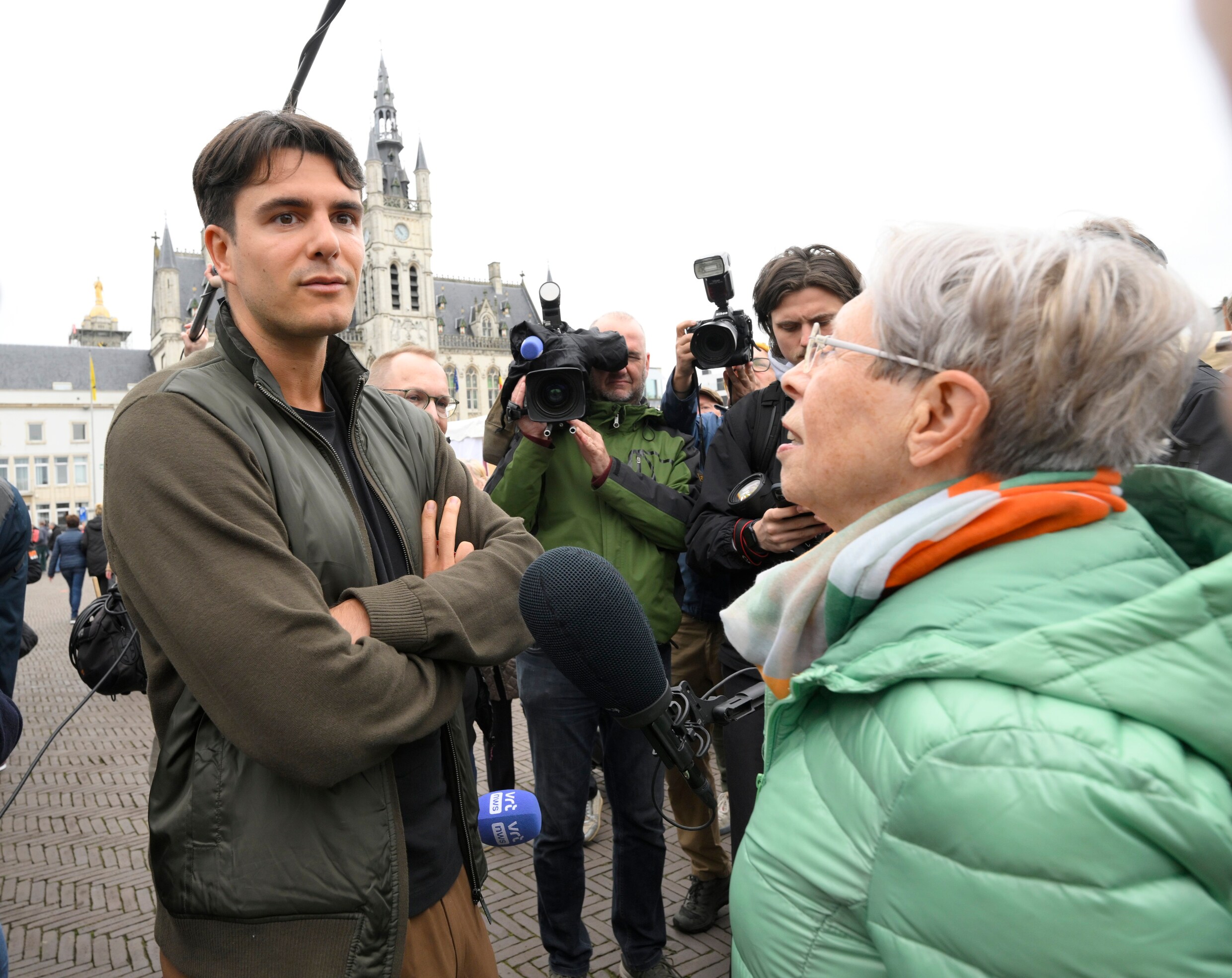 Socioloog Mark Elchardus: ‘Ik zie het fascisme niet terugkeren. Mensen ...