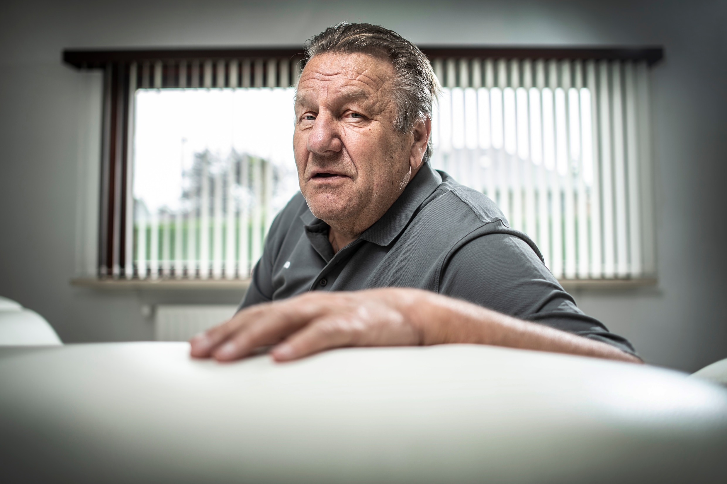 Johan Boskamp stopt als voetbalanalist: ‘Ik heb al mijn verdriet ...