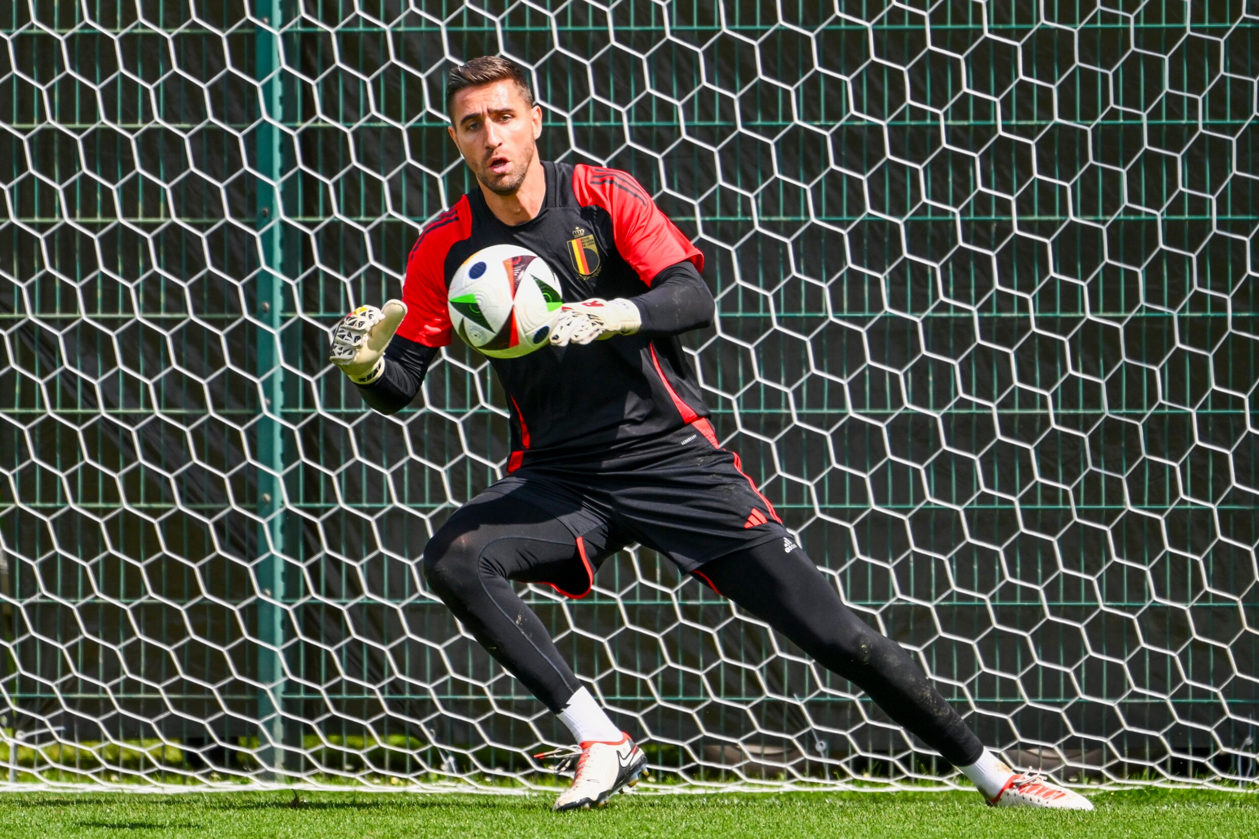 Koen Casteels, na jaren wachten dan toch nummer één bij de Rode Duivels ...