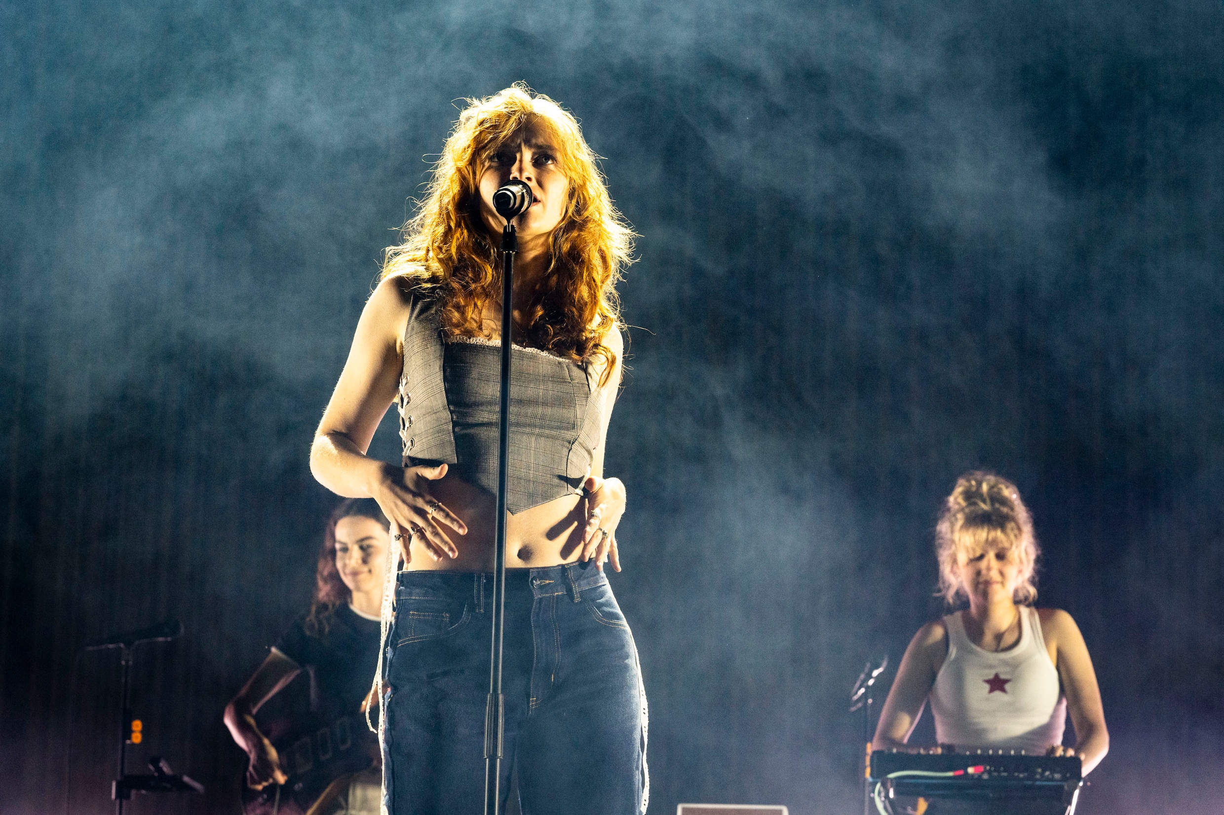 Froukje speelde op Rock Werchter in een nokvolle Barn een popshow ...
