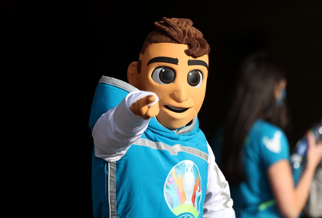 Na de Olympische foef: ook deze mascottes waren niet zo best | Humo ...