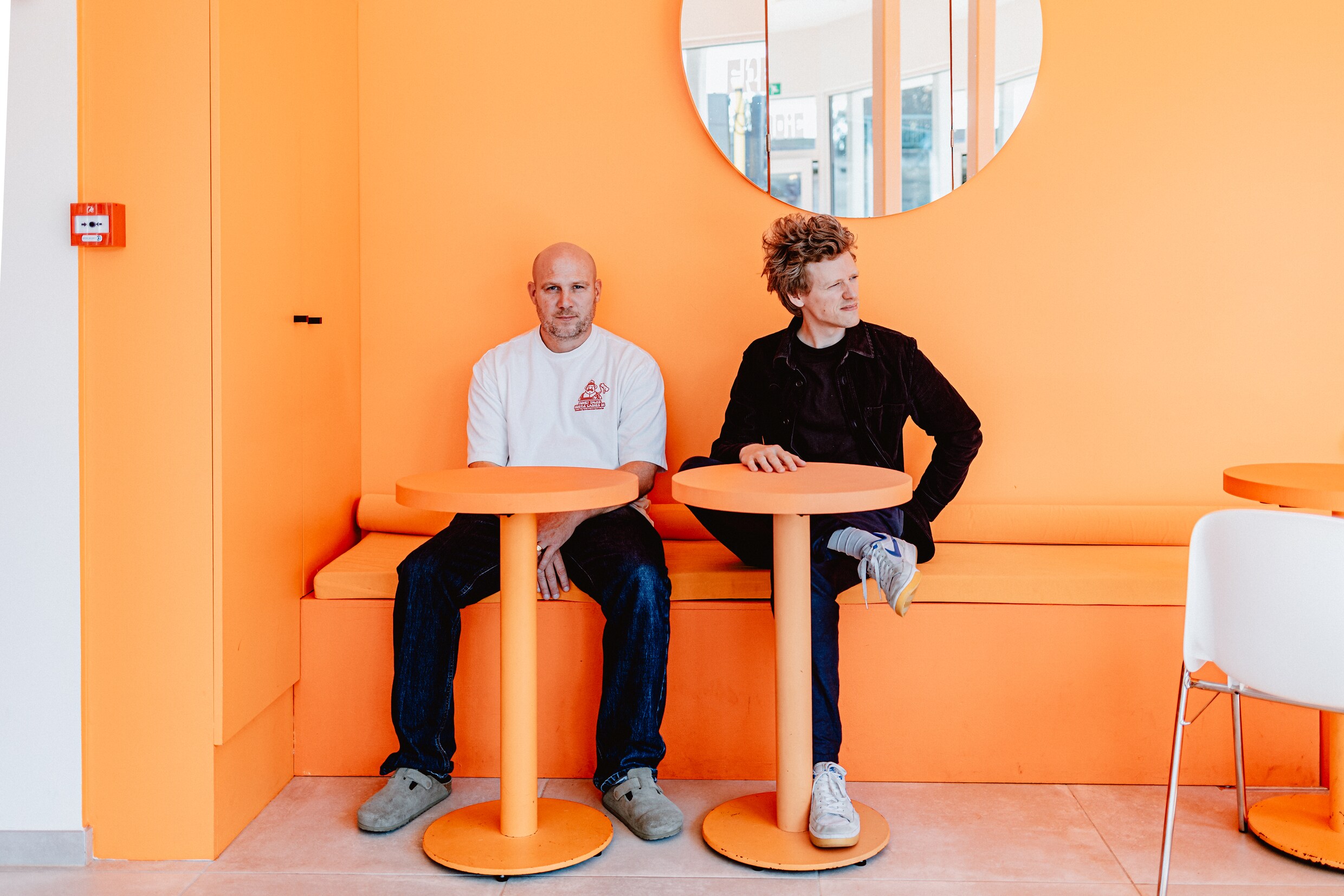 Jeroen Perceval en Douglas Firs: ‘Als kersvers vader door de stad ...