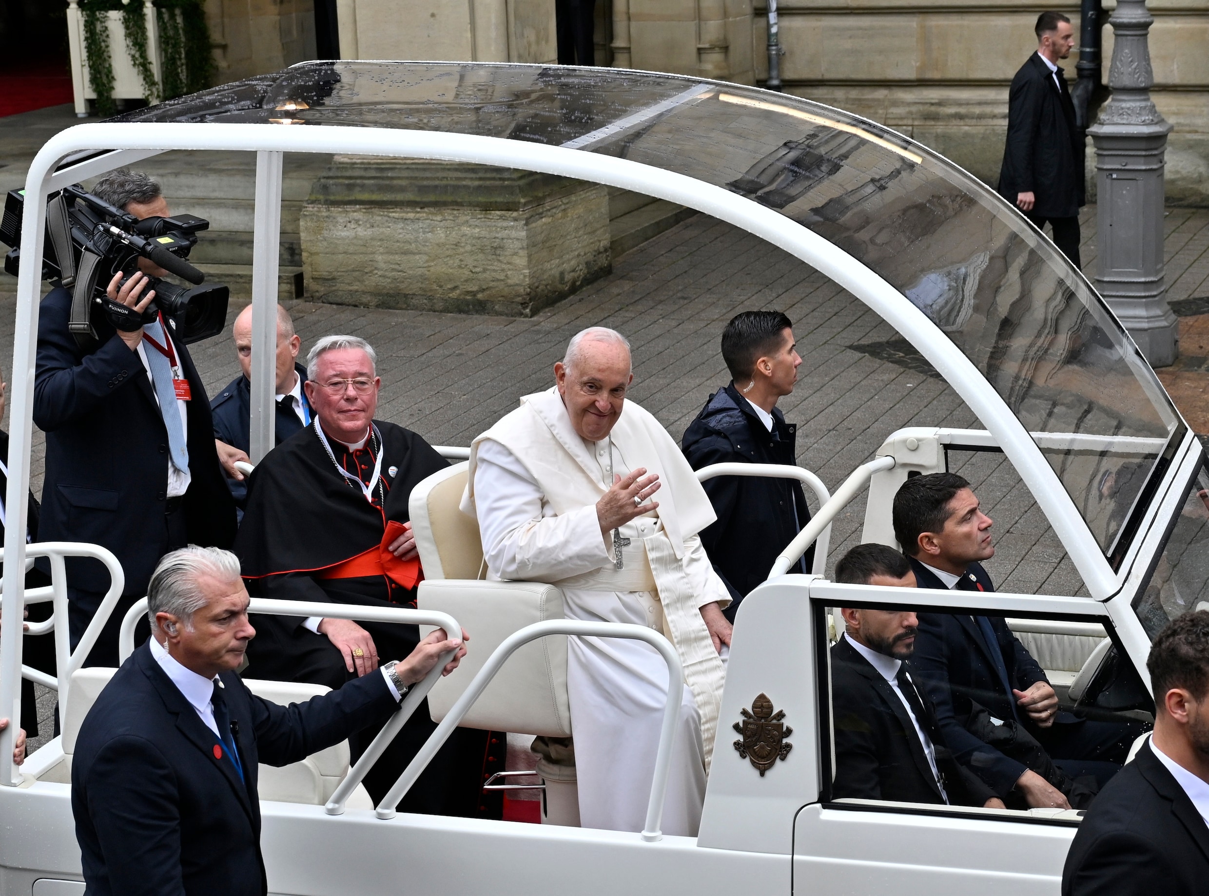 Paus Franciscus overleden: portret van een populaire paus | Humo: The ...