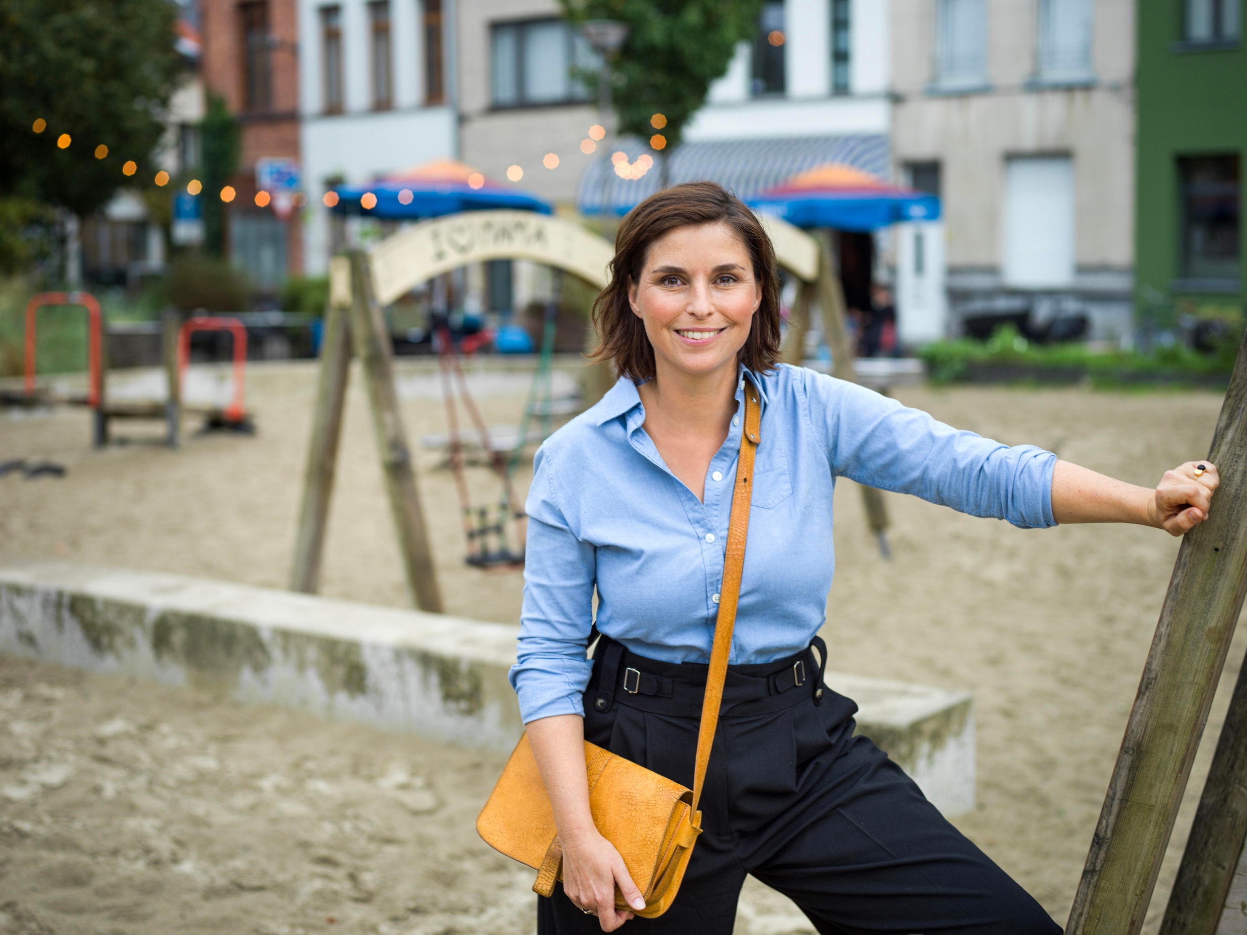 Lien Van de Kelder: ‘Vlaams Belanger Sam Van Rooy kafferde me uit voor de hele zaal, met héél ...