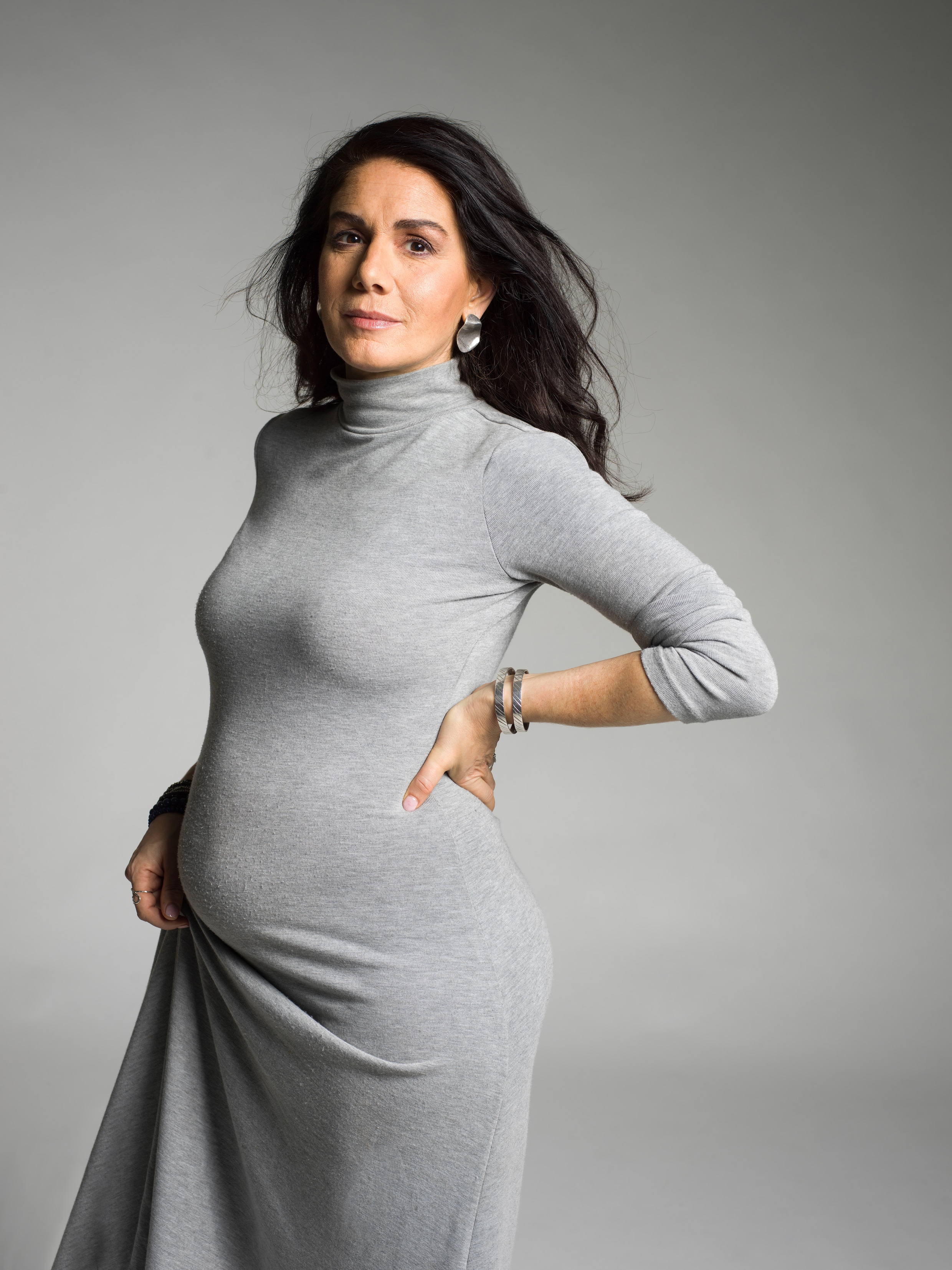 De 7 niet te missen uitspraken uit het Humo-interview met Fatma Taspinar: ‘Mijn mama draagt nog ...