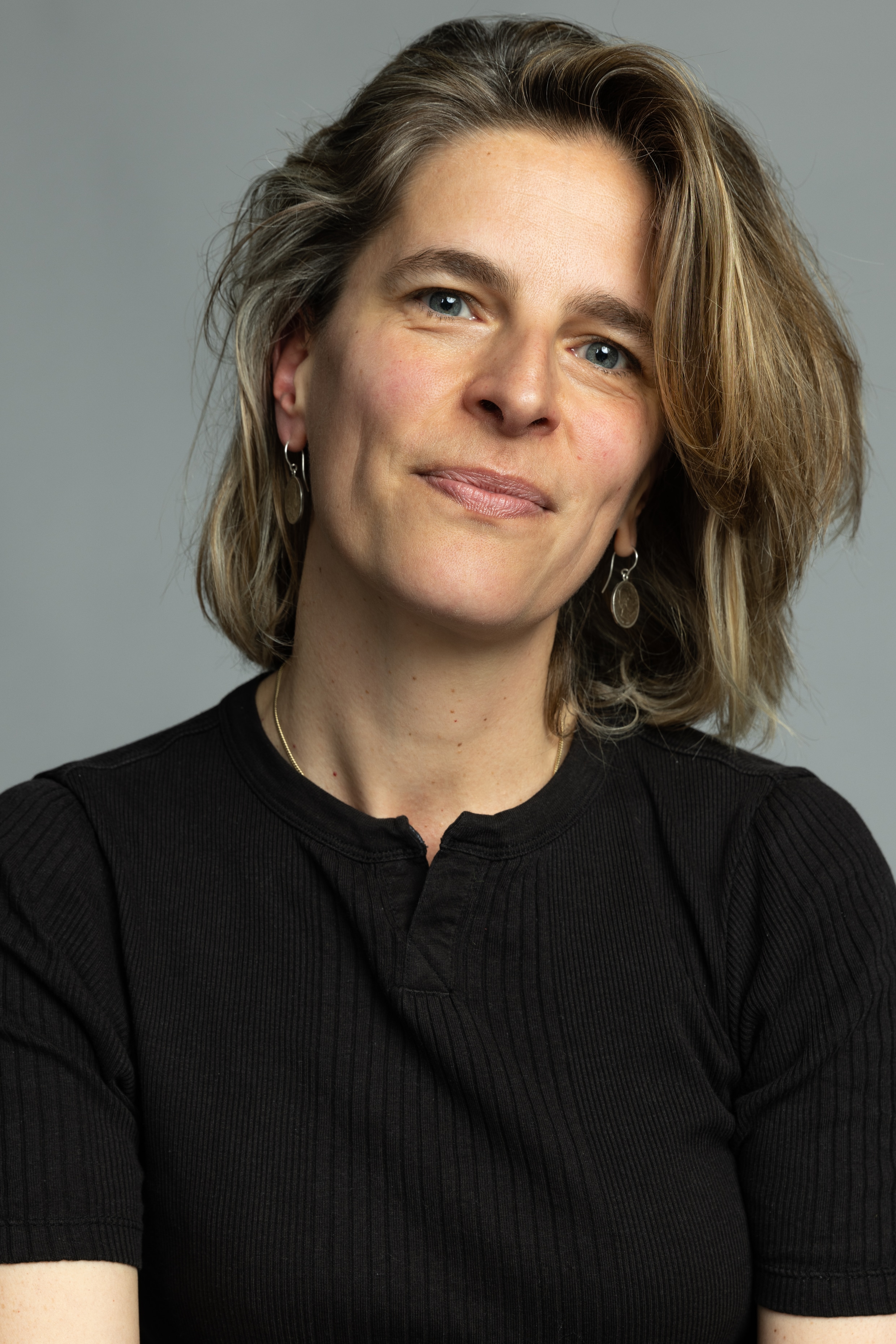 Review 'De buitengewoon geslaagde opvoeding van Frida Wolf' van Maria ...