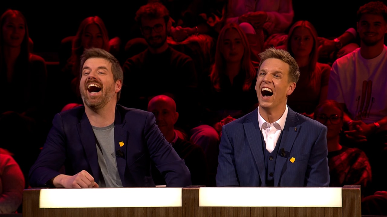 ‘Het lichtgevende geslachtsdeel van mijn echtgenoot staat op ons nachtkastje’, onthulde James ...