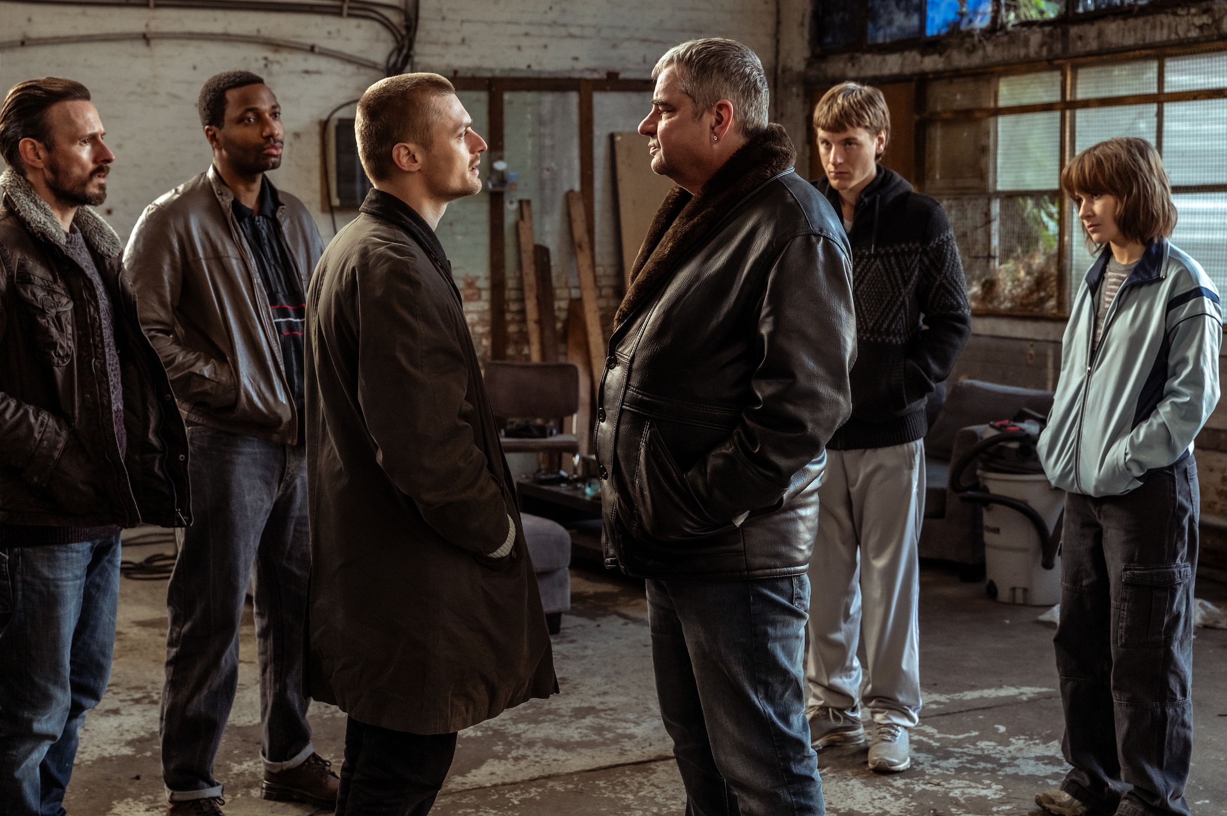 ‘Ferry 2’ op Netflix is ouwe meuk, maar wel perfect vertolkt door Frank Lammers | Humo: The Wild ...