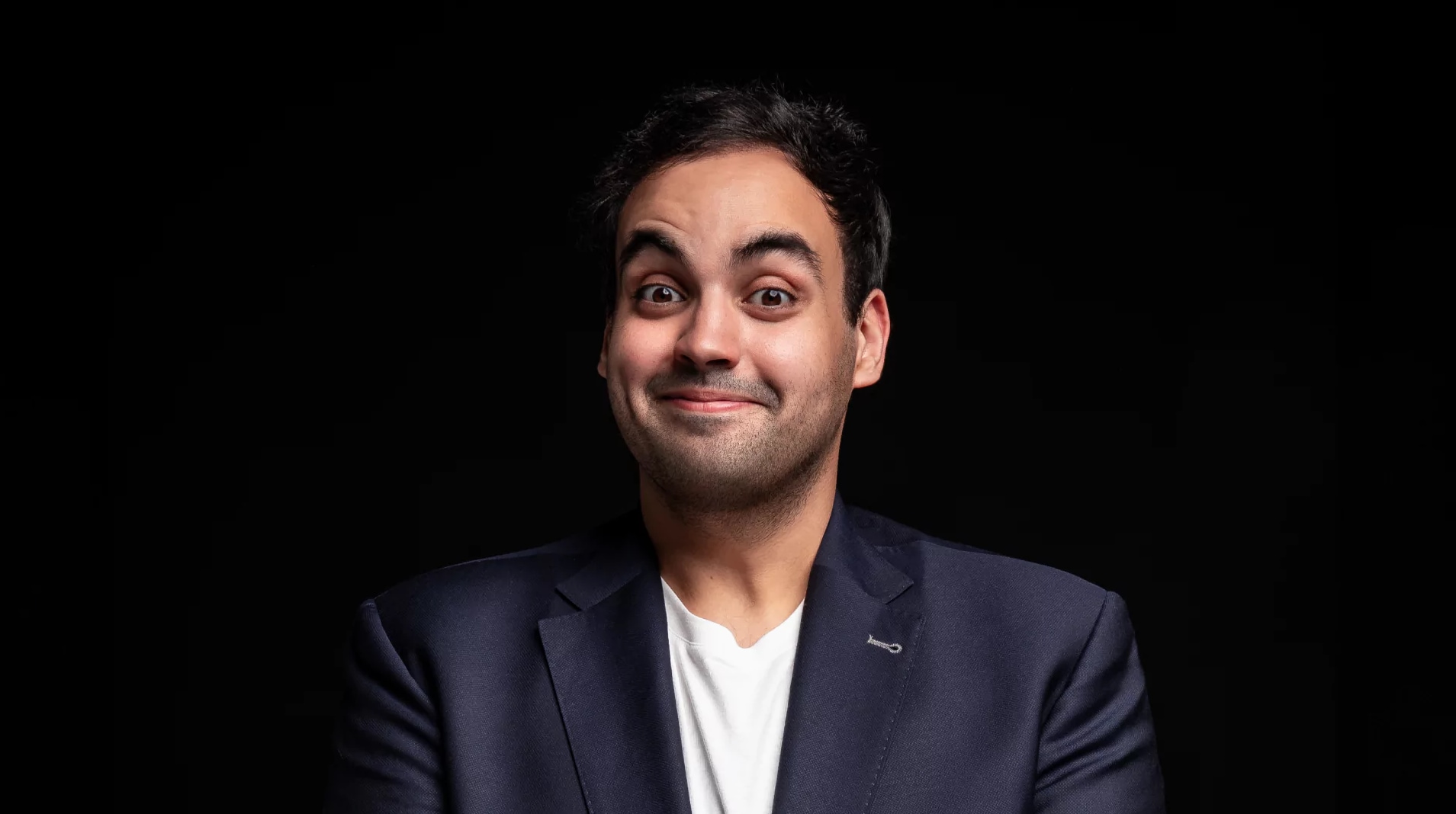 De beste grap volgens Kamal Kharmach: ‘Zie je die hete paté daar? Ik liet hem vallen voor jou ...