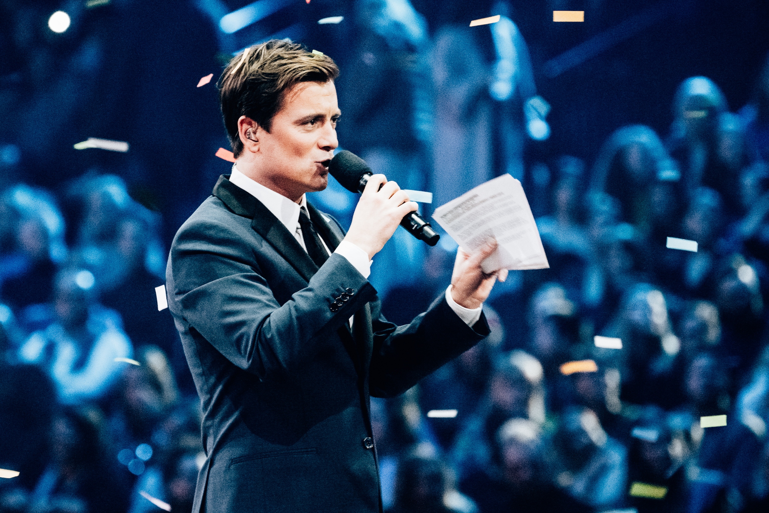 Krijgt elke BV hetzelfde bedrag om op tv te komen? ‘Een Erik Van Looy ...