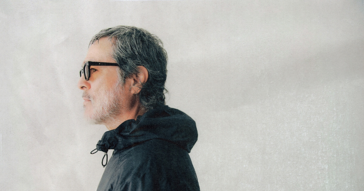 Eddie Chacon, wereldberoemd na monsterhit ‘Would I Lie to You?’, eert ...