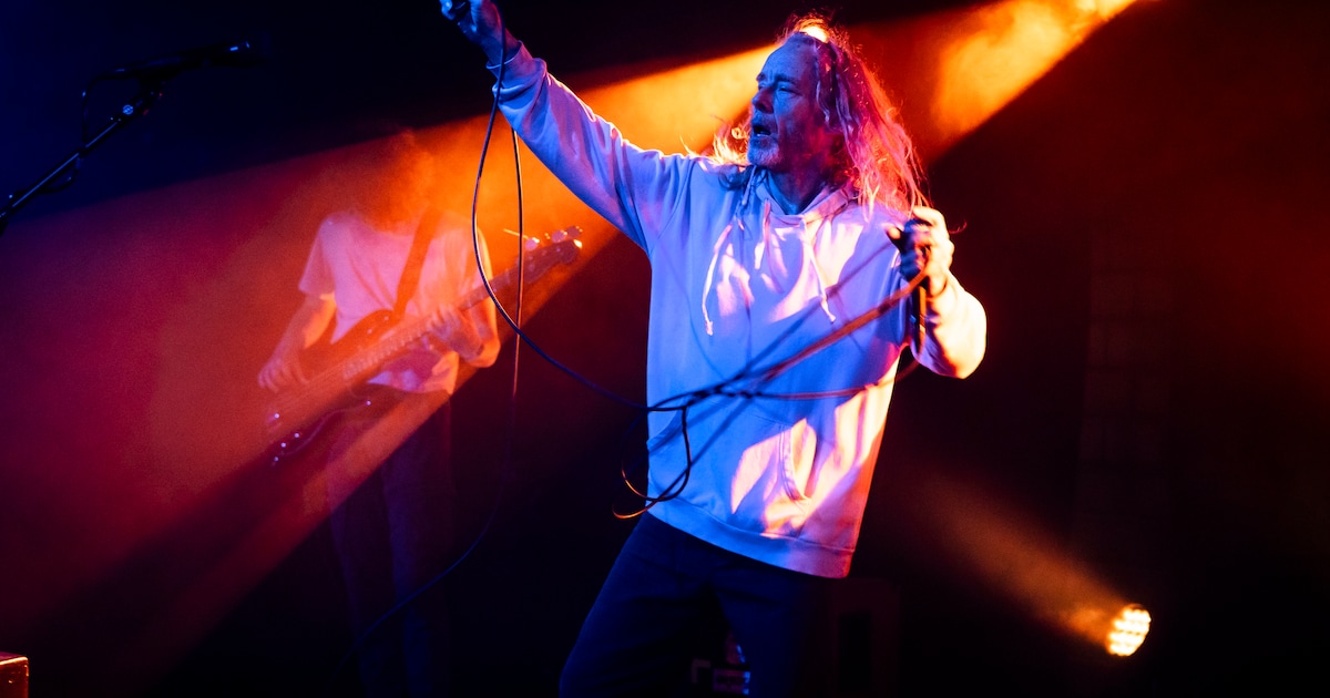 Het eerste Belgische soloconcert van Alan Sparhawk, de helft van Low ...