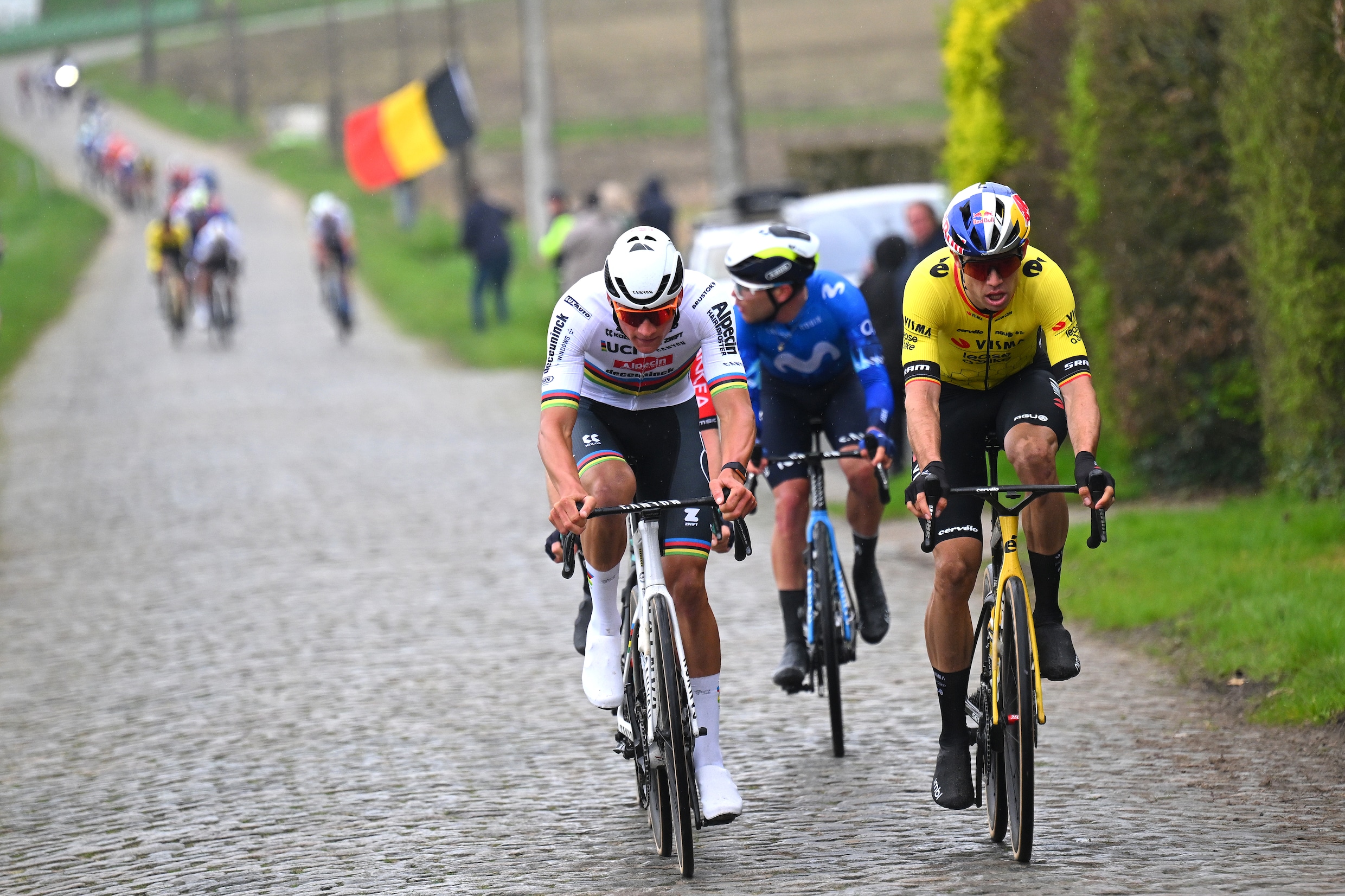 Het succes van Mathieu van der Poel verklaard: ‘Hij zegt vaak bij een ...