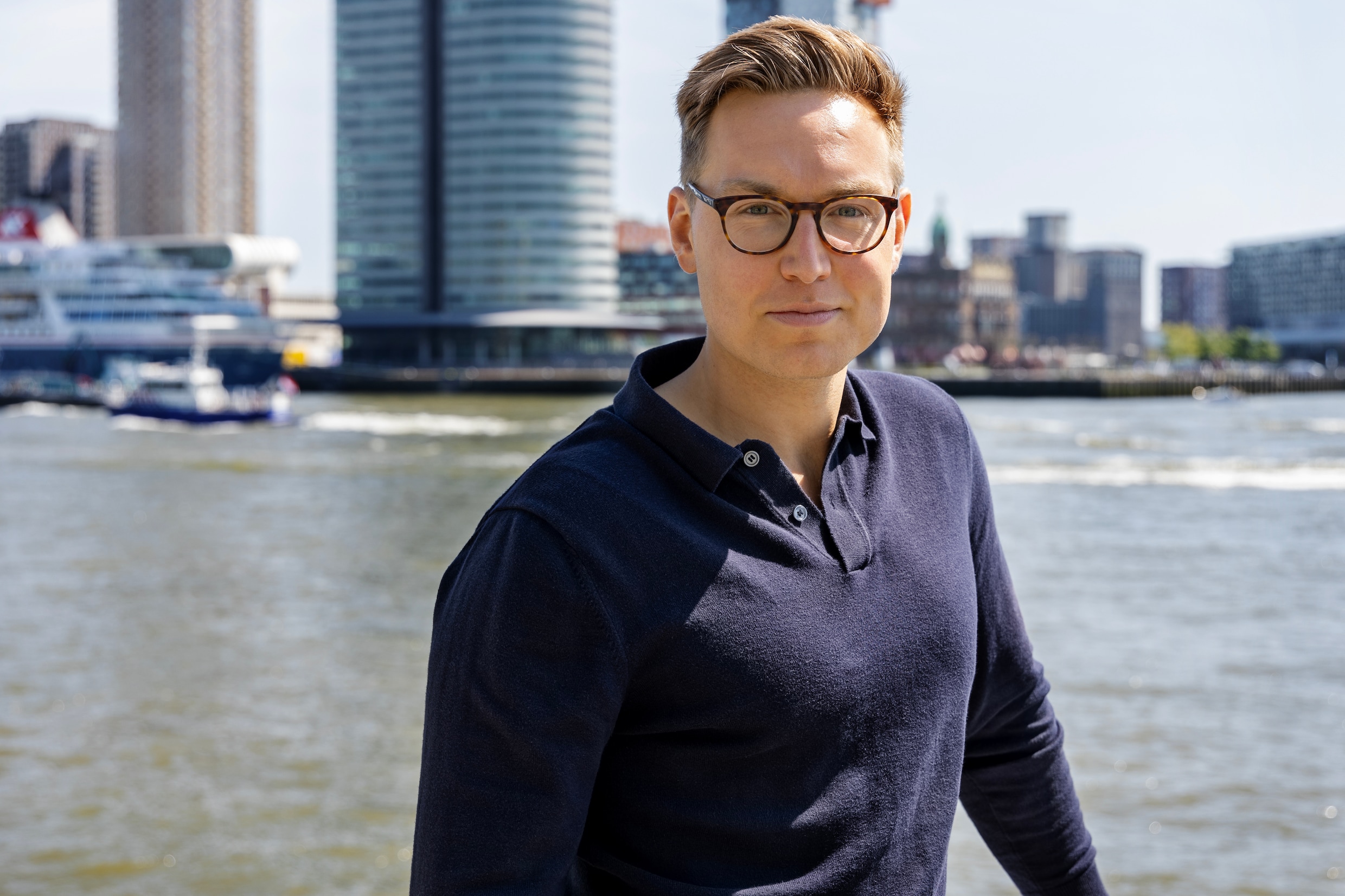 Jona van Loenen: ‘CEO’s verdienen tot 300 keer meer dan de gemiddelde ...