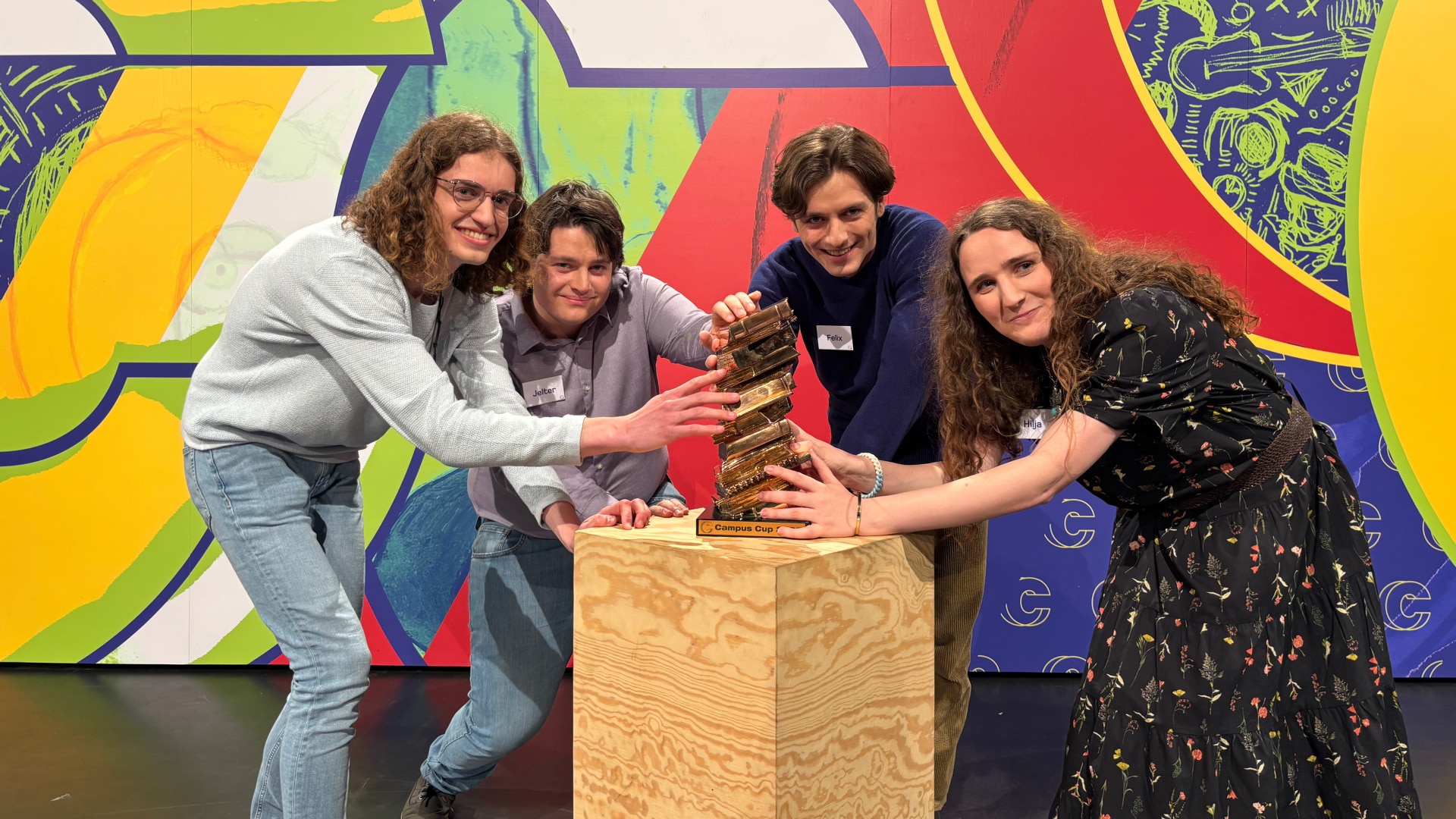 Recensie ‘Campus Cup’ met Otto-Jan op VRT Canvas: fijne quiz, maar hoort thuis op VRT 1 ★★★½ ...