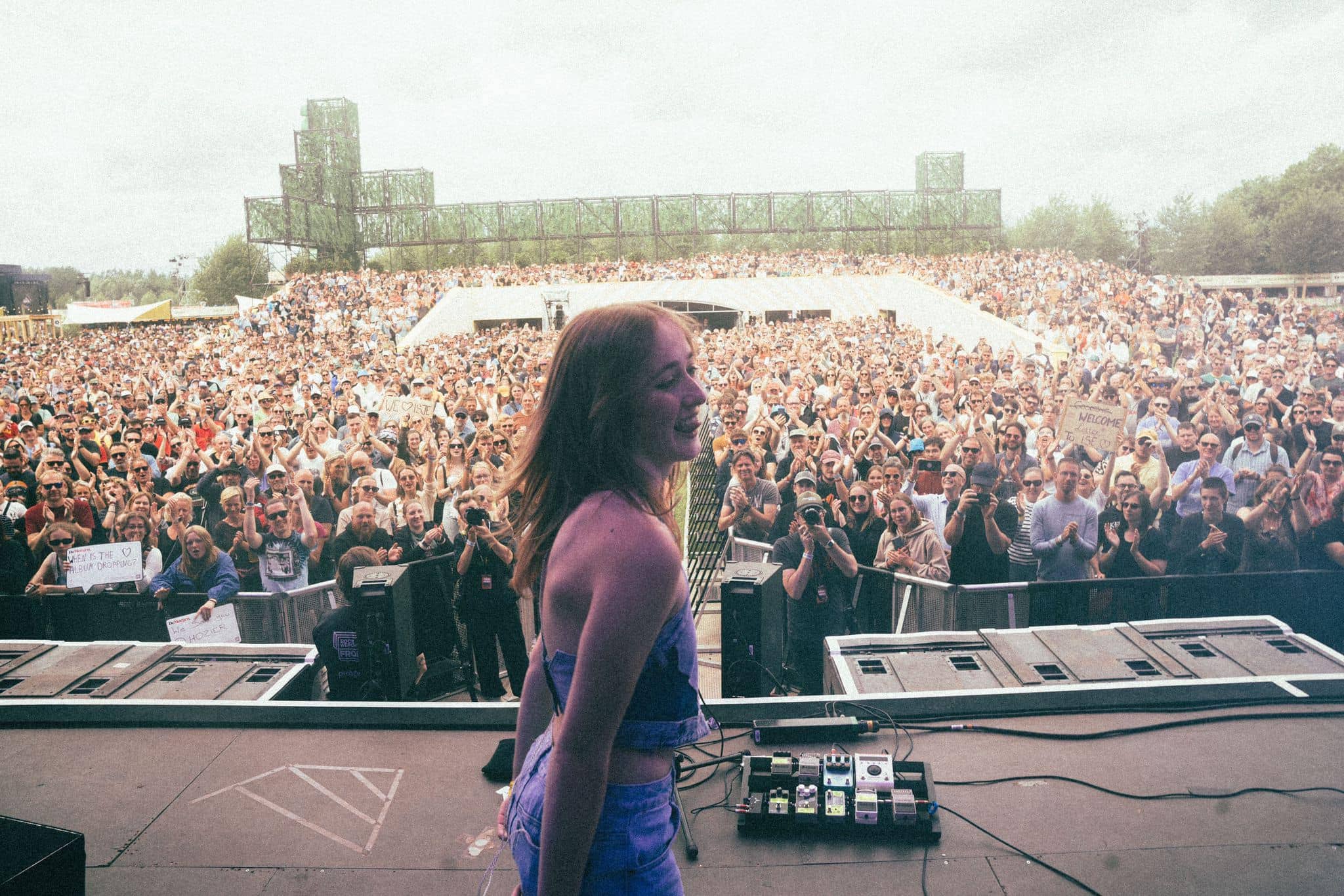 ISE lost nieuwe single ‘Remember?’: ‘De song voelt als een overwinning ...