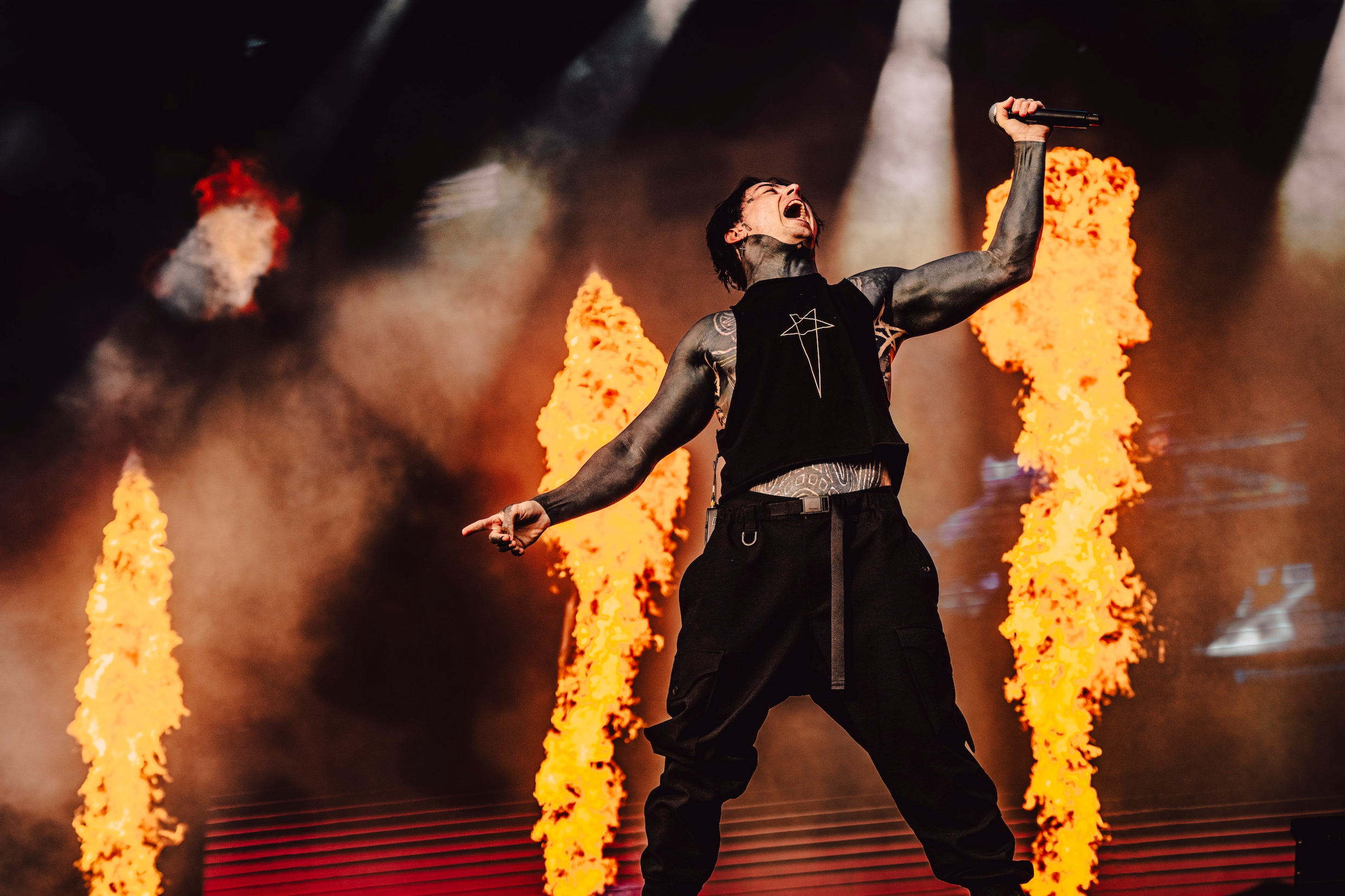 De koevoet van Knocked Loose, het vuur van Behemoth en twee vreemde ...