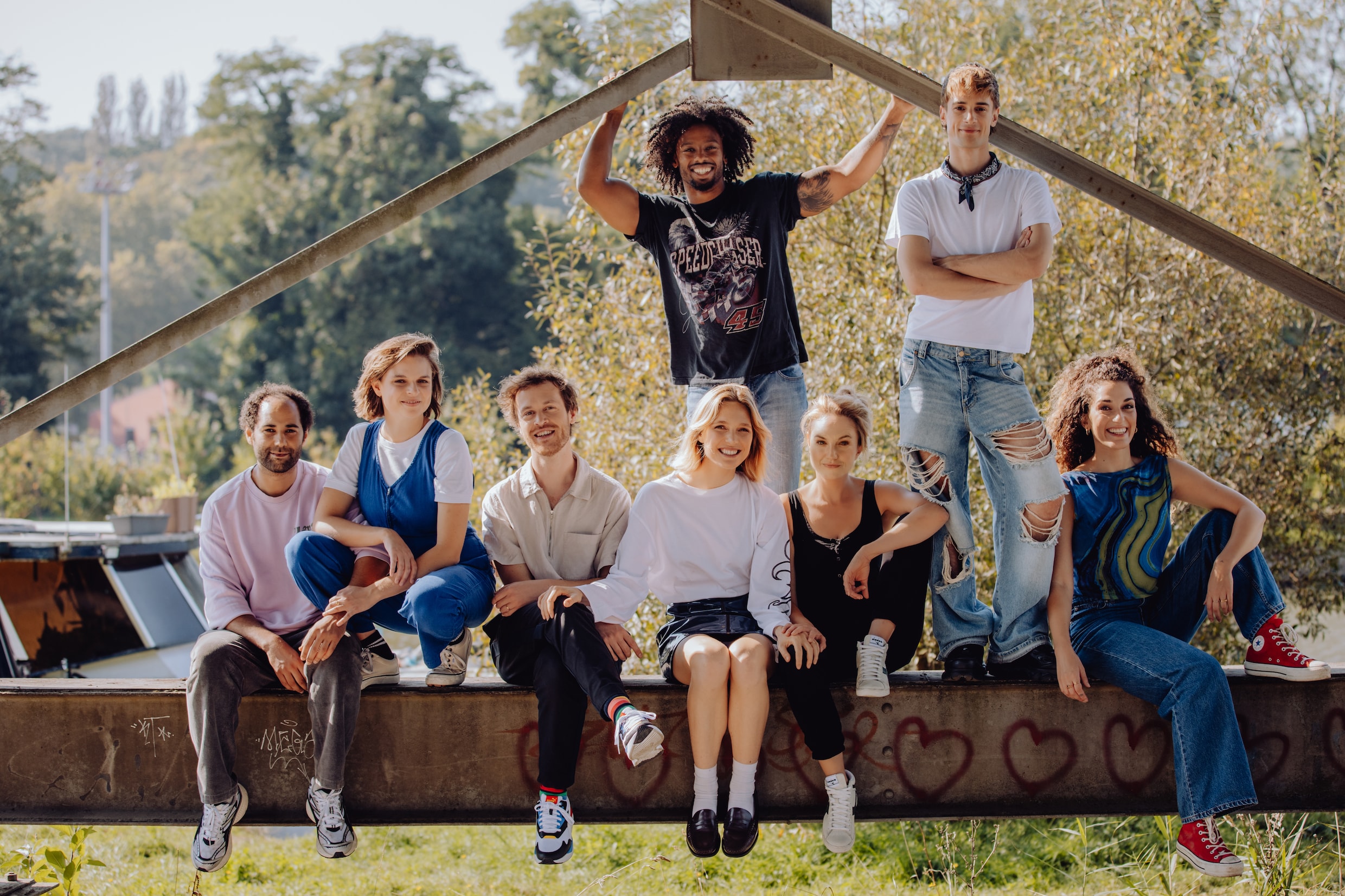 Recensie ‘Dertigers’ seizoen 7 op VRT MAX: soap met kapsones ★★☆☆☆ | Humo: The Wild Site