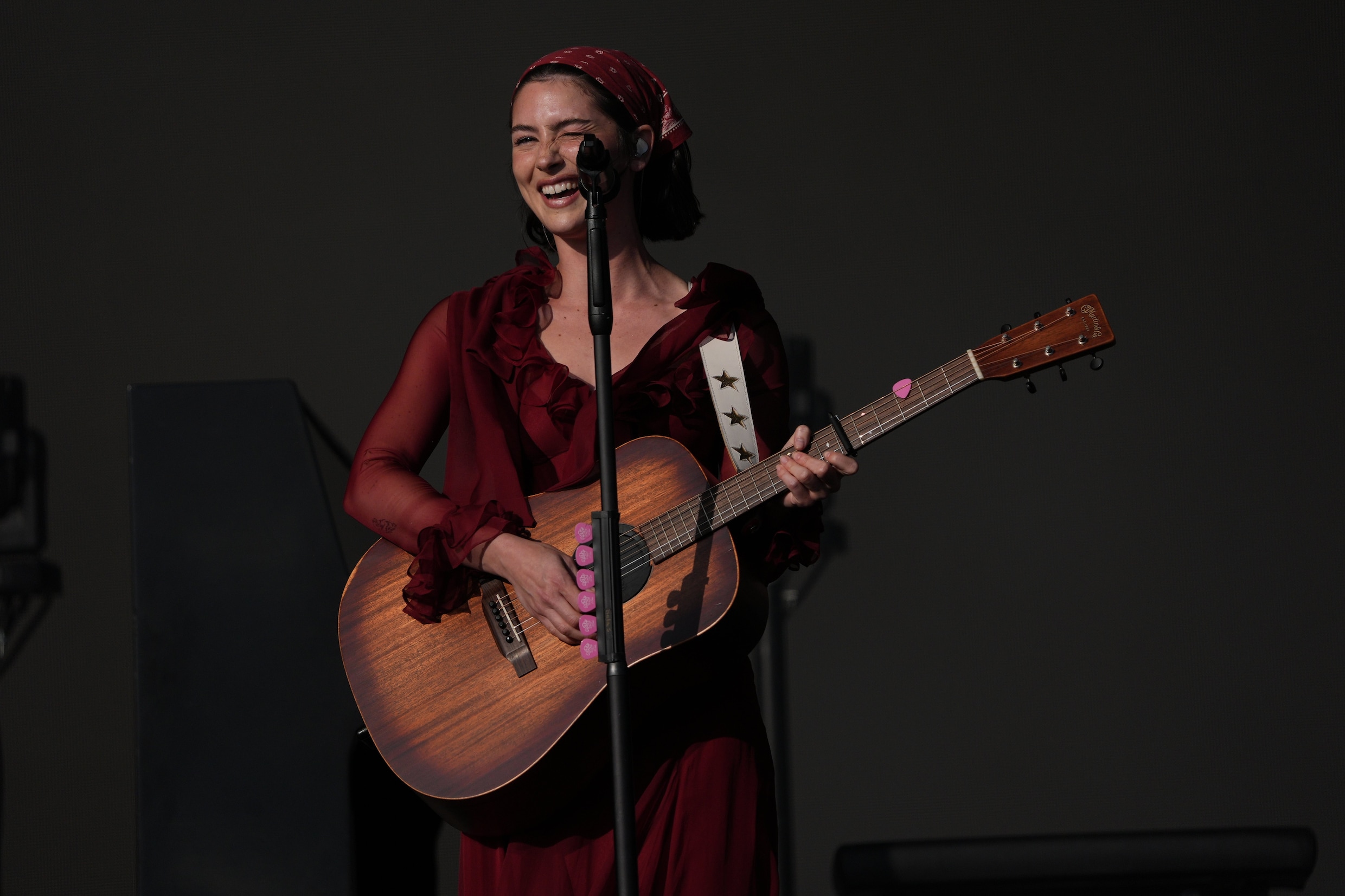 Gracie Abrams komt naar de AFAS Dome, en wel twee keer • Sam Bettens ...