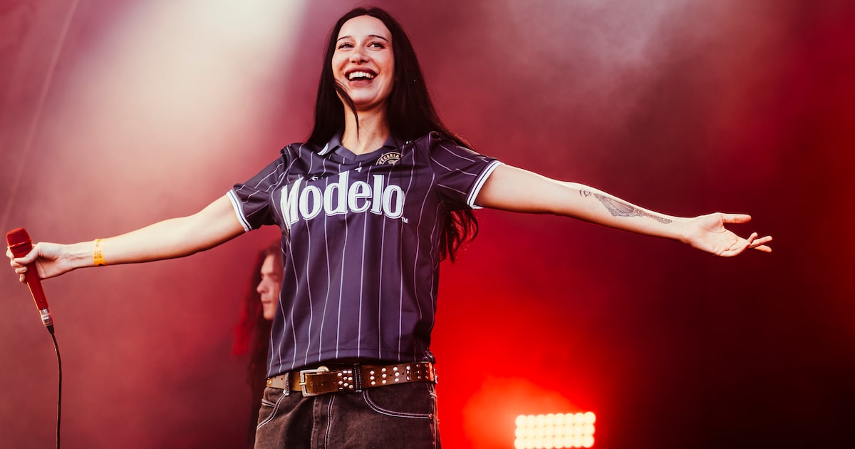 Julia Wolf op Rock Werchter: huilende wolven bijten niet | Humo: The ...