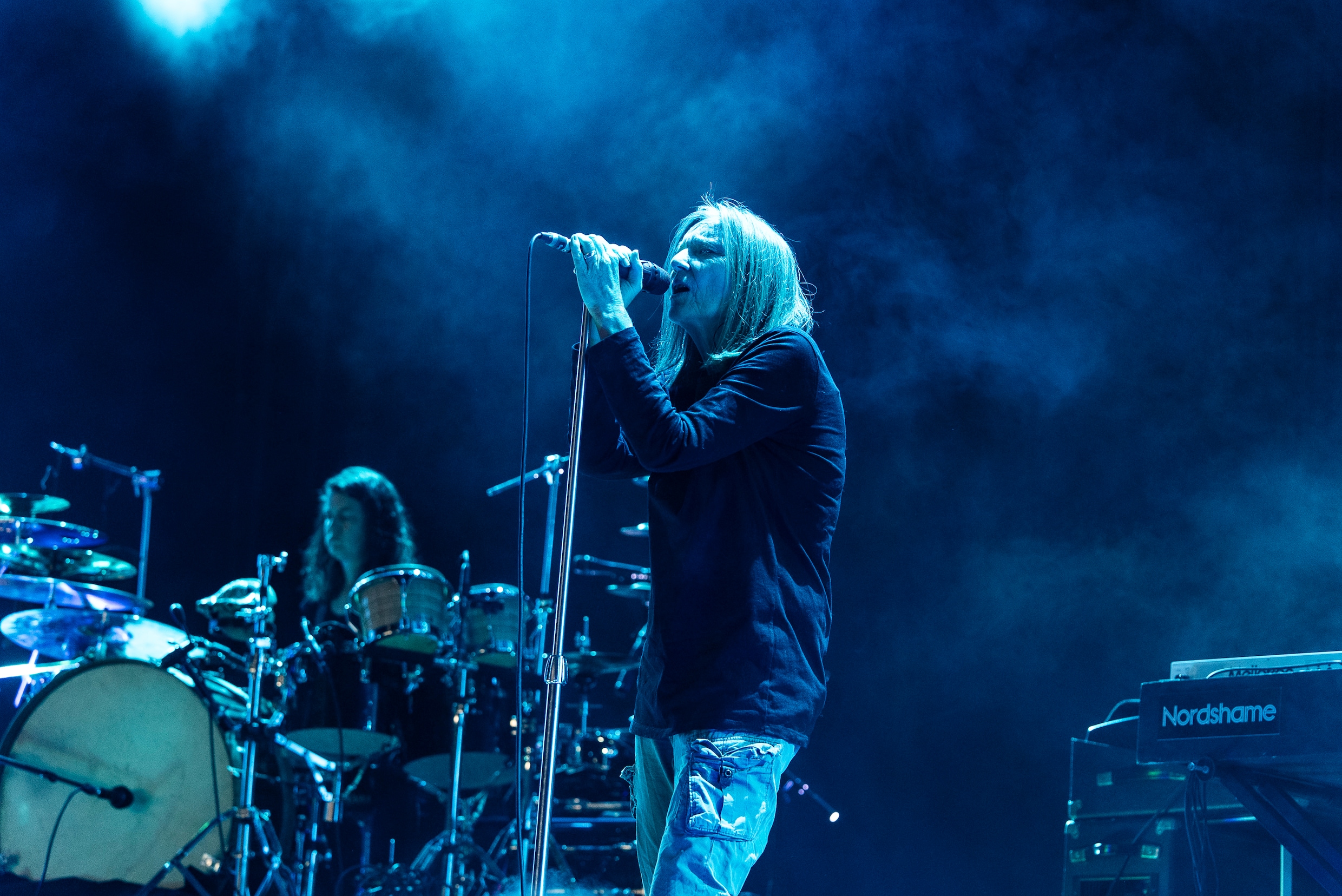 Beth Gibbons dwingt een karig gevulde Barn op Rock Werchter tot ...