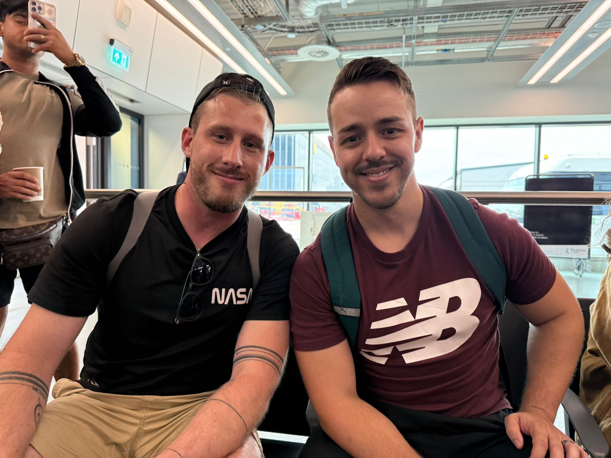 Onze journalist zat op de Party Flight naar Tomorrowland: ‘Dan maar ...