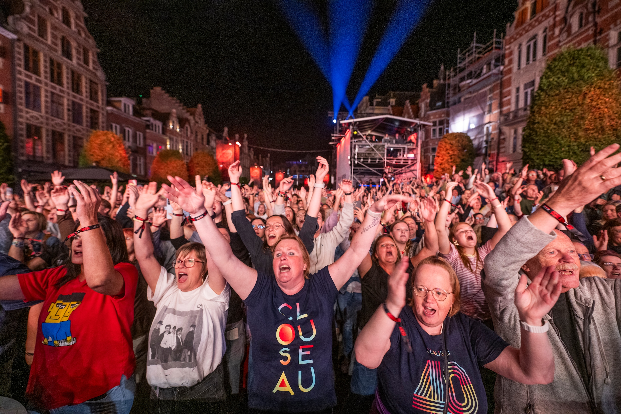 Een avond op het nieuwe Marktrock: ‘Kat en Lyn hebben het festival weer ...