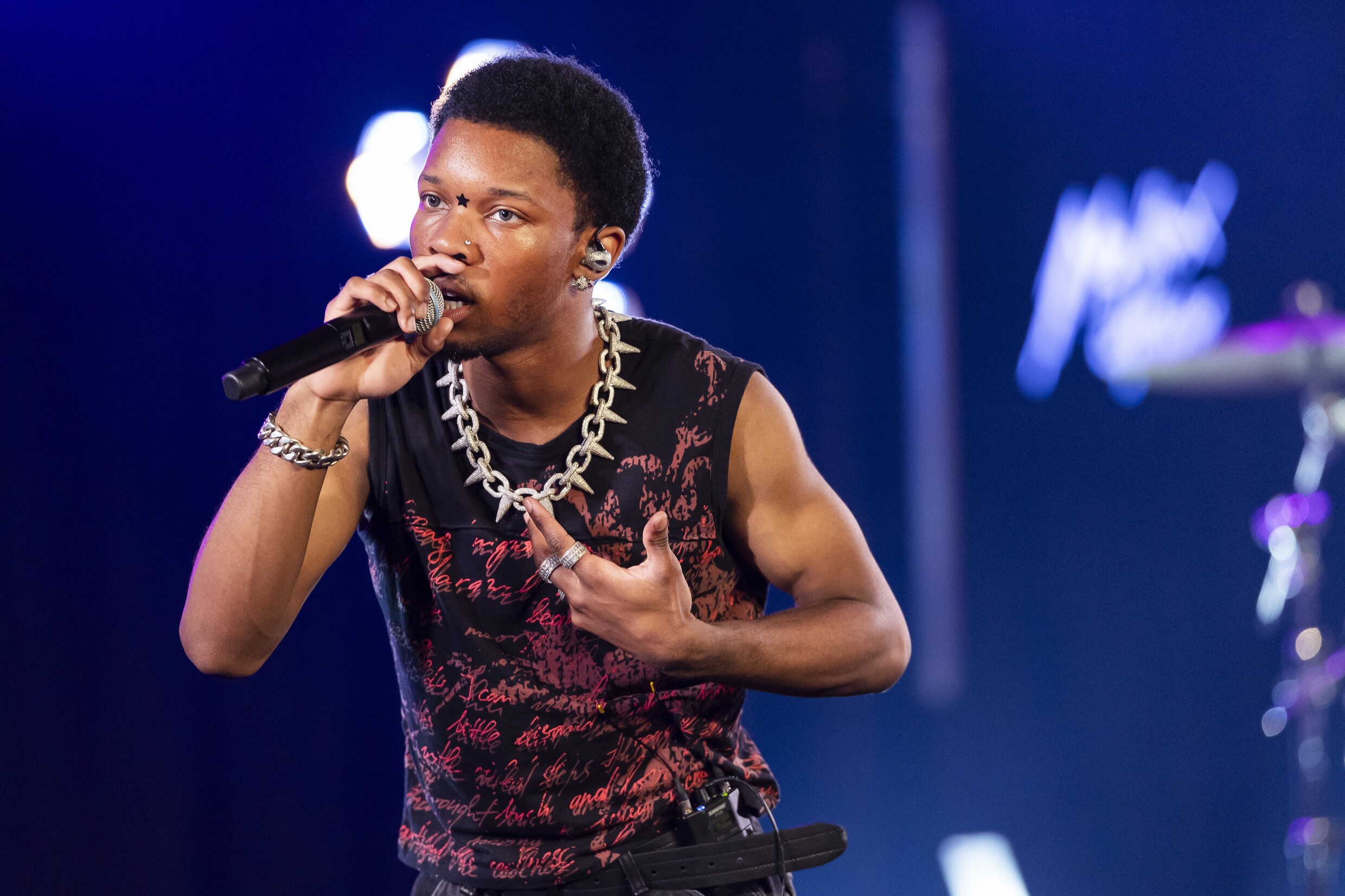 Verrassing! Fred again.. houdt nu vrijdag rave in Brussel • Swiftelien ...