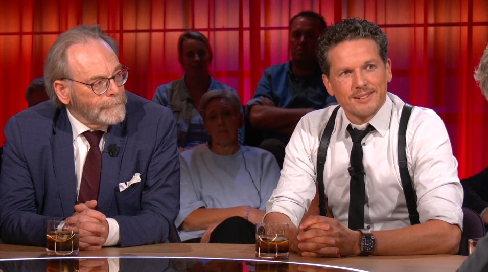 Michael Van Peel was zichtbaar geërgerd door de eerste vraag van Bart ...