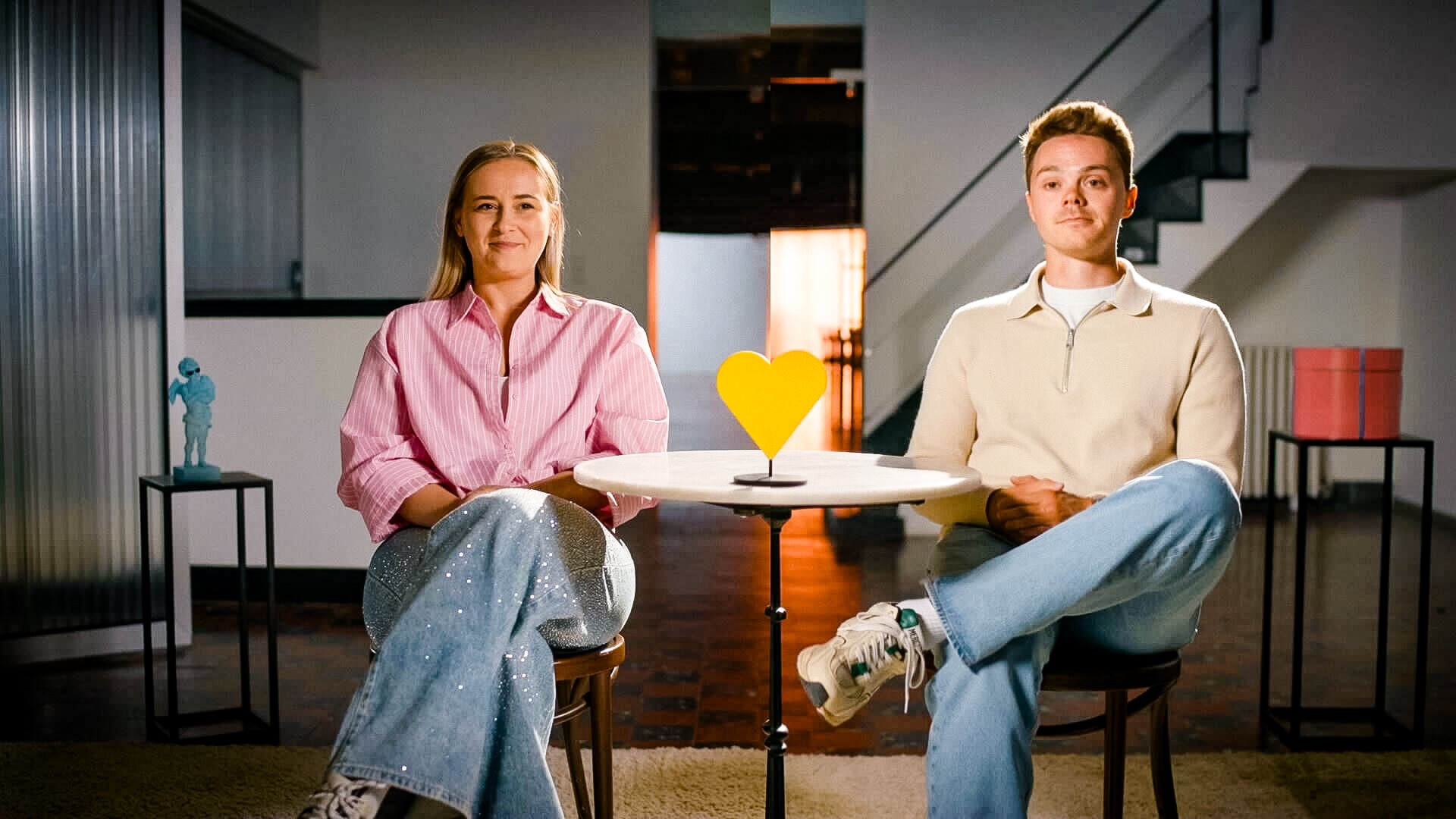 Recensie ‘Het complot’ op VTM met Manu Van Acker: warme, zorgeloze ...