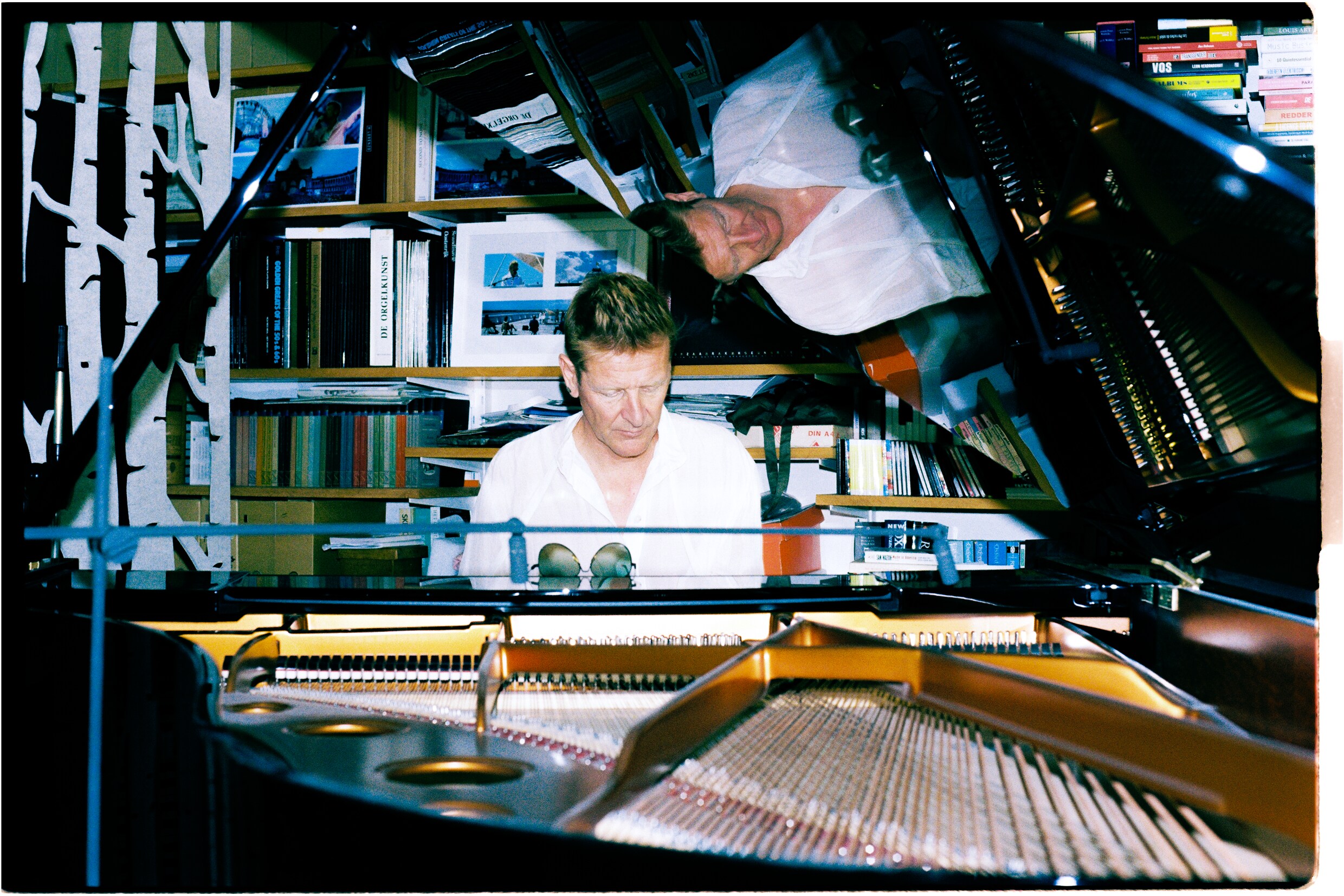 Ozark Henry lanceert nieuwe plaat ‘August Parker’, opgenomen in ...