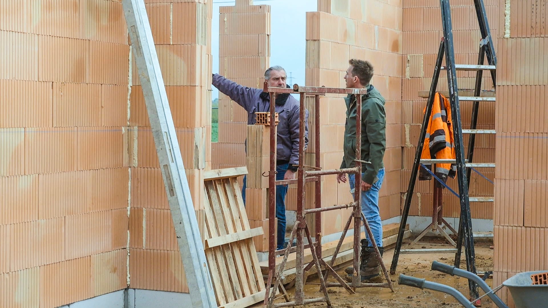 ‘Andy en de baksteen Belgen’ op VTM 2 is een non-programma, een ...