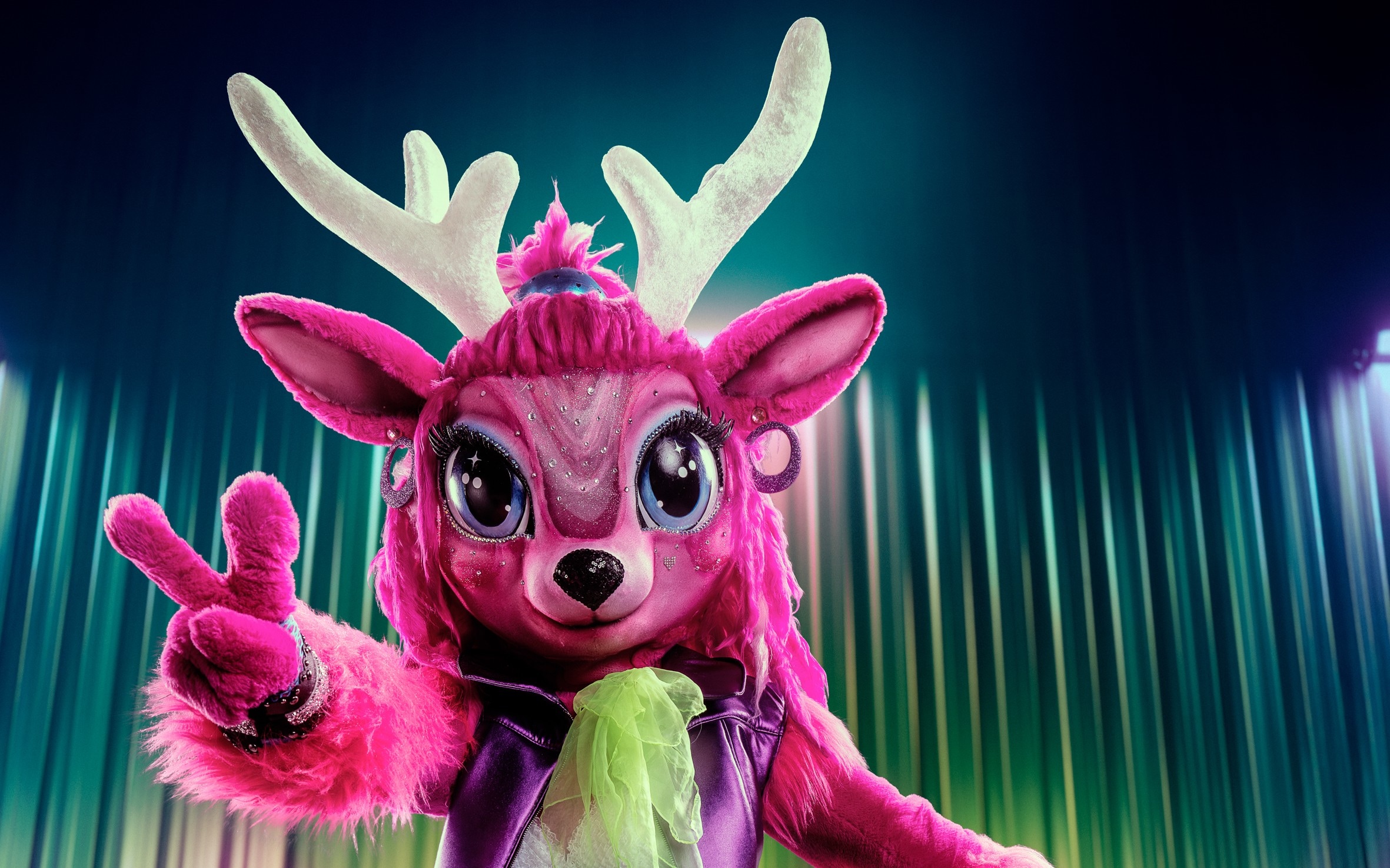 Onze voorspelling voor ‘The Masked Singer’: ‘Je bent er gloeiend bij ...