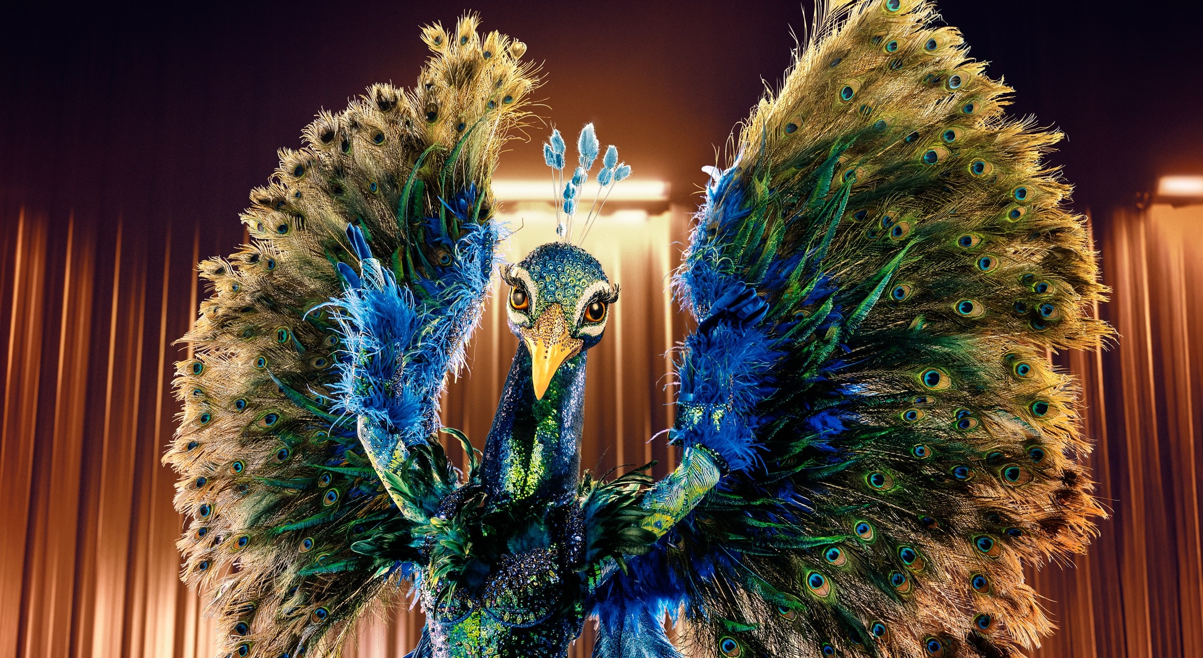Onze voorspelling voor ‘The Masked Singer’: ‘Je bent er gloeiend bij ...