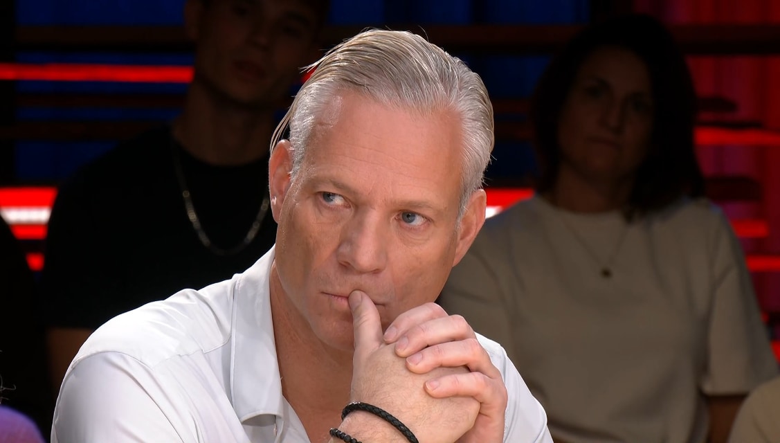 Blijkbaar heeft Gert Verhulst geen al te hoge pet op van zijn publiek ...