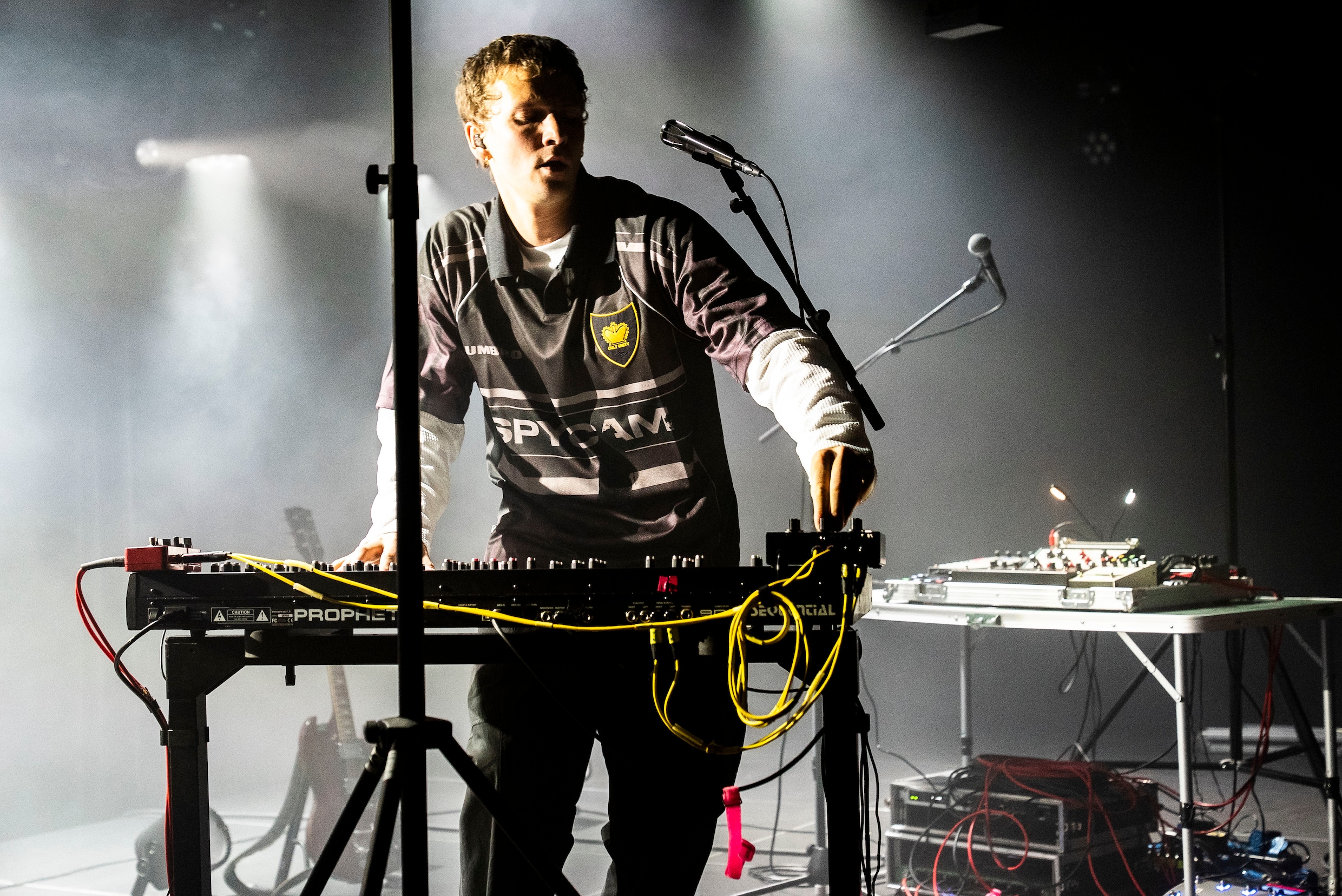 Oliver Symons maakte zich in de AB Club ook zonder Bazart en Warhola op ...