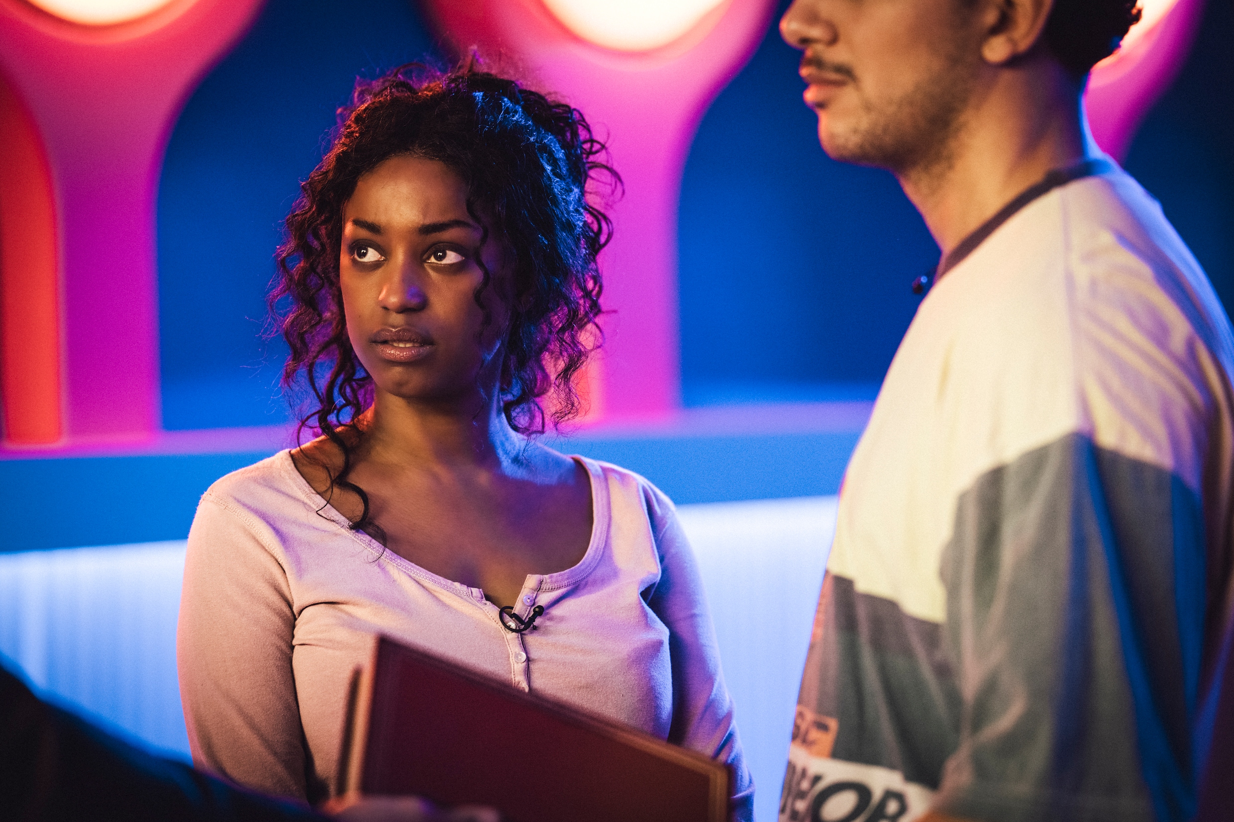 Recensie ‘The Best Immigrant’ op Streamz: ambitieus en gedurfd ...