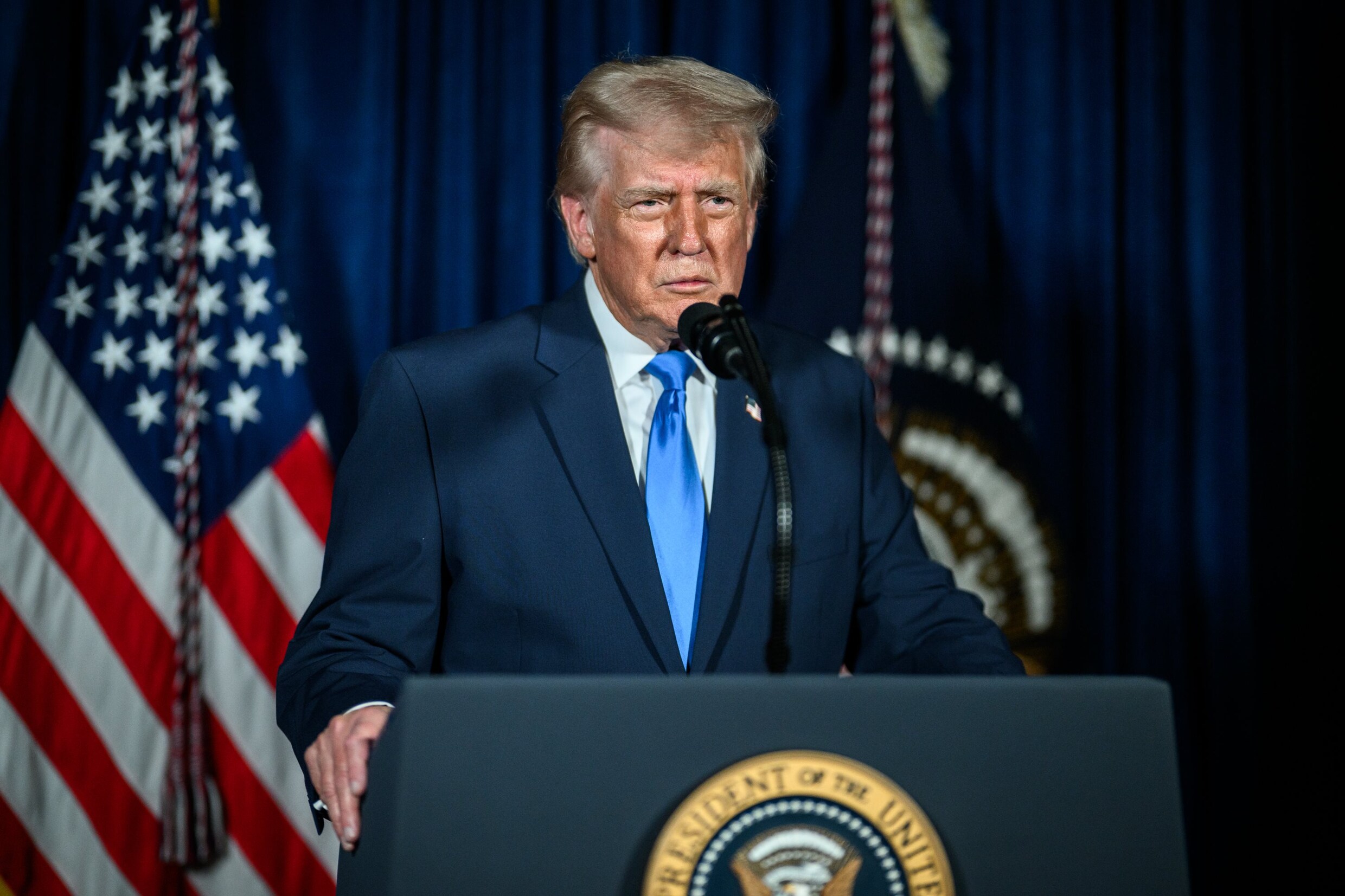 De BBC verkeert in crisis: van misleidende montage over Trump tot debat ...
