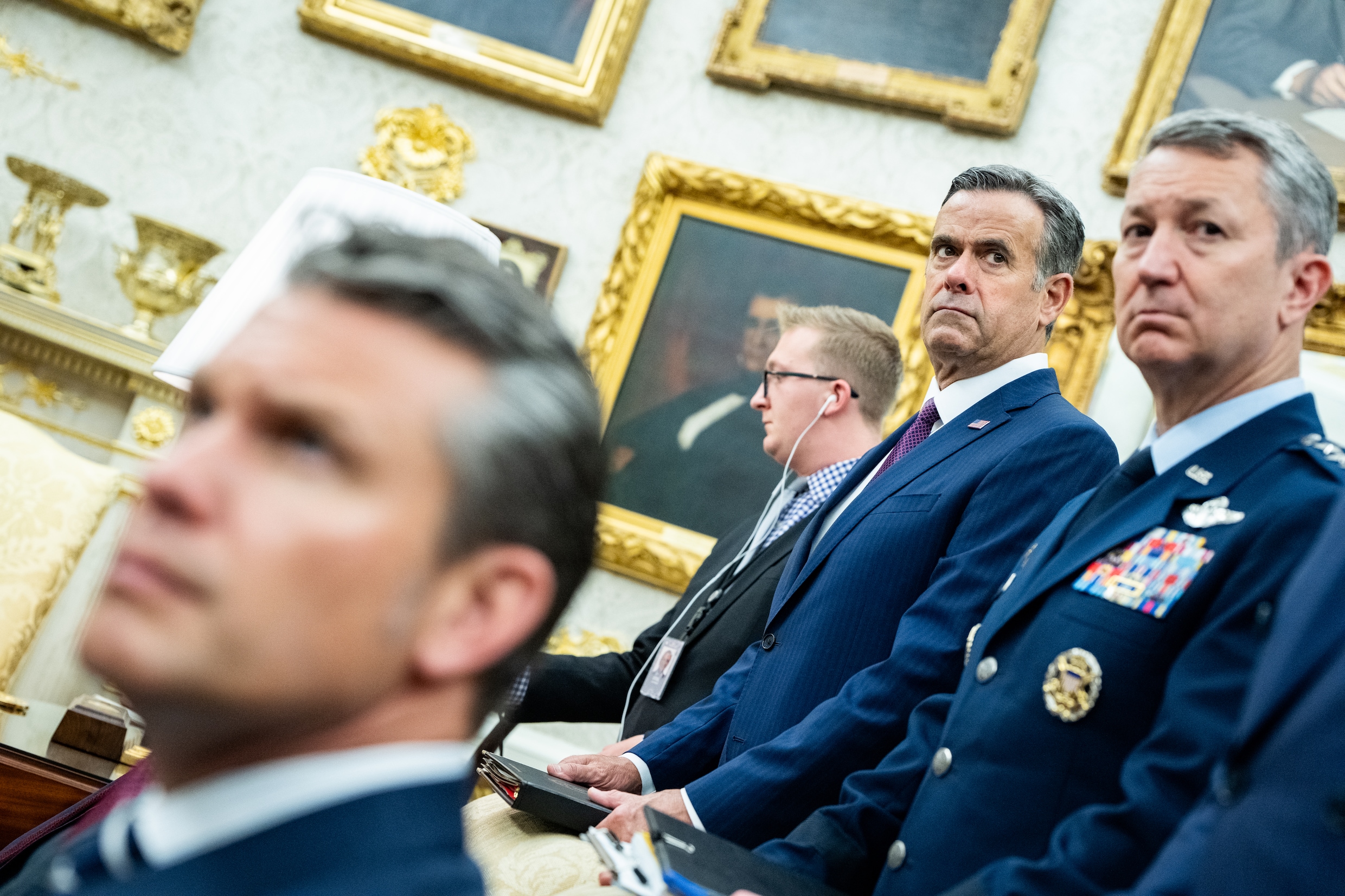 Van het aandringen van Netanyahu tot ‘Al dat praten, laten we het ...